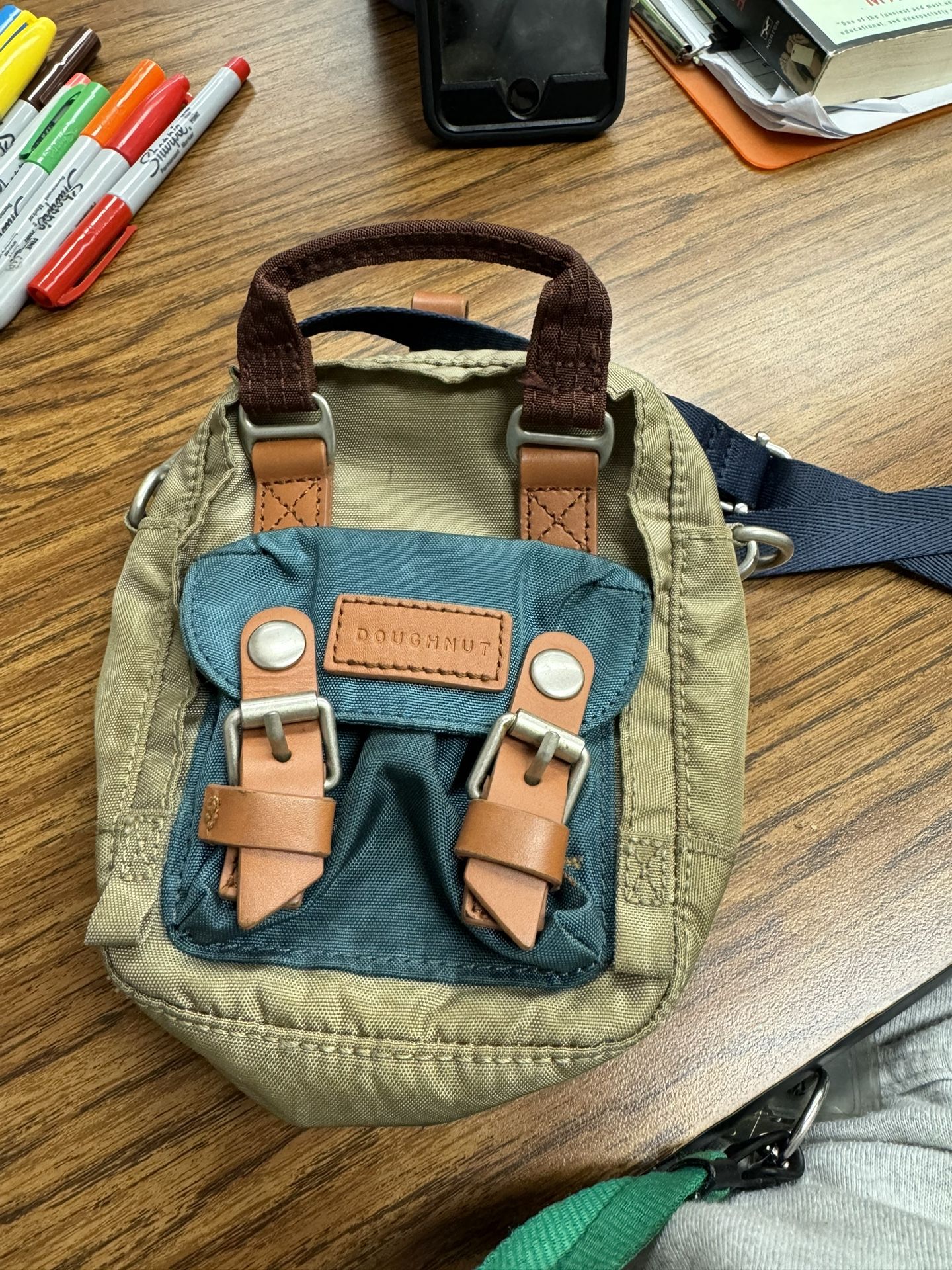 Doughnut Brand Crossbody Bag for Sale in Cornelius, OR - OfferUp