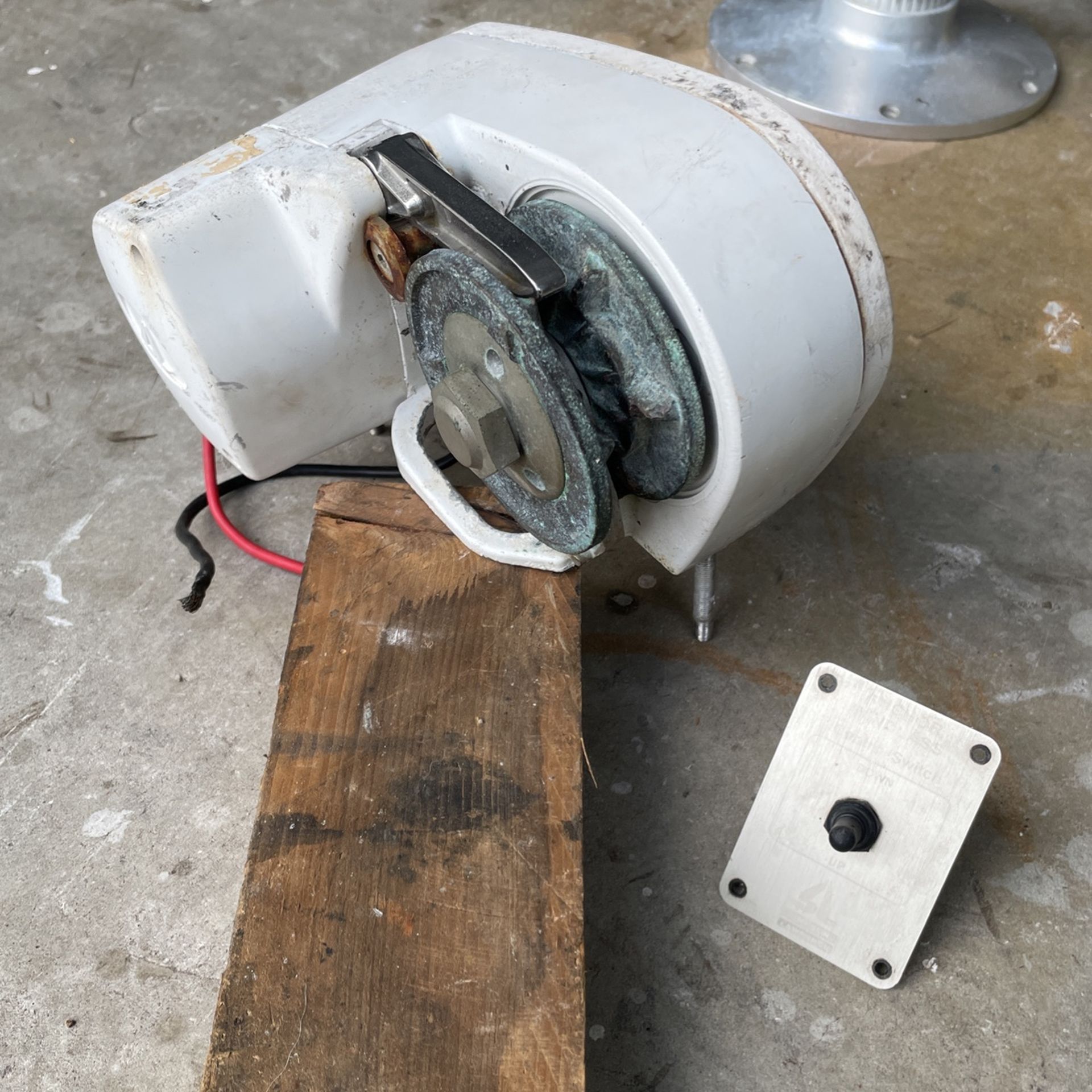 Horizon Windlass for Sale in Pembroke Pines, FL - OfferUp