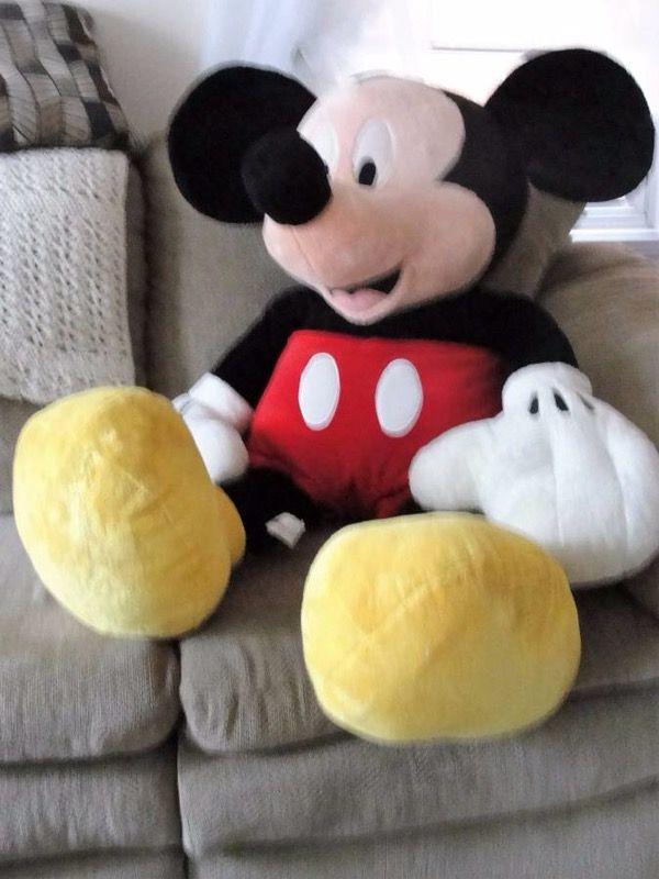 Disney .. Jumbo.. Mickey Mouse Plush Stuffed Animal Toy .. 44" Giant ...