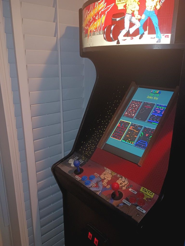 Multicade Arcade Machine for Sale in Long Beach, CA - OfferUp