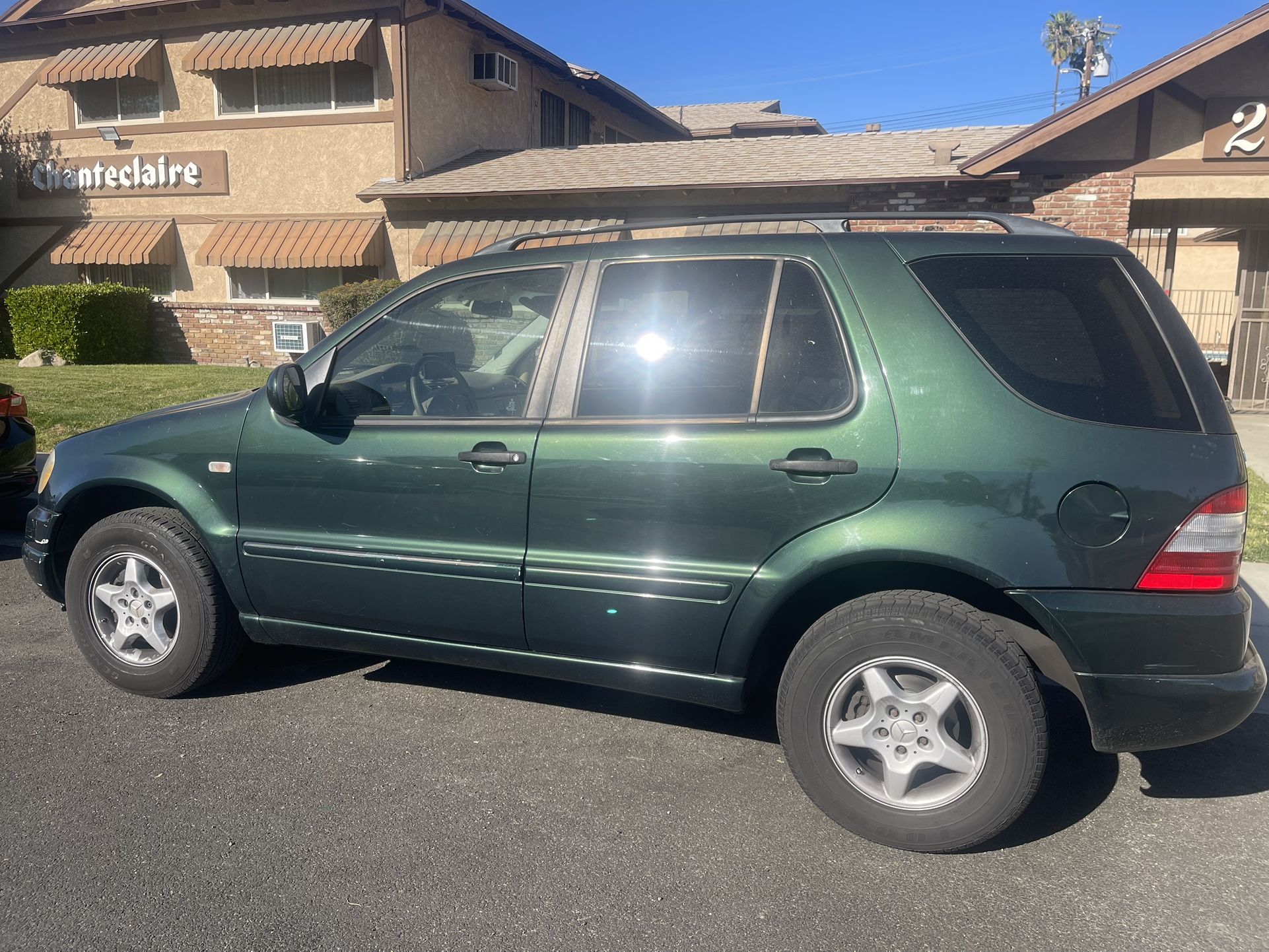 2001 Mercedes Ml320 for Sale in Montclair, CA - OfferUp