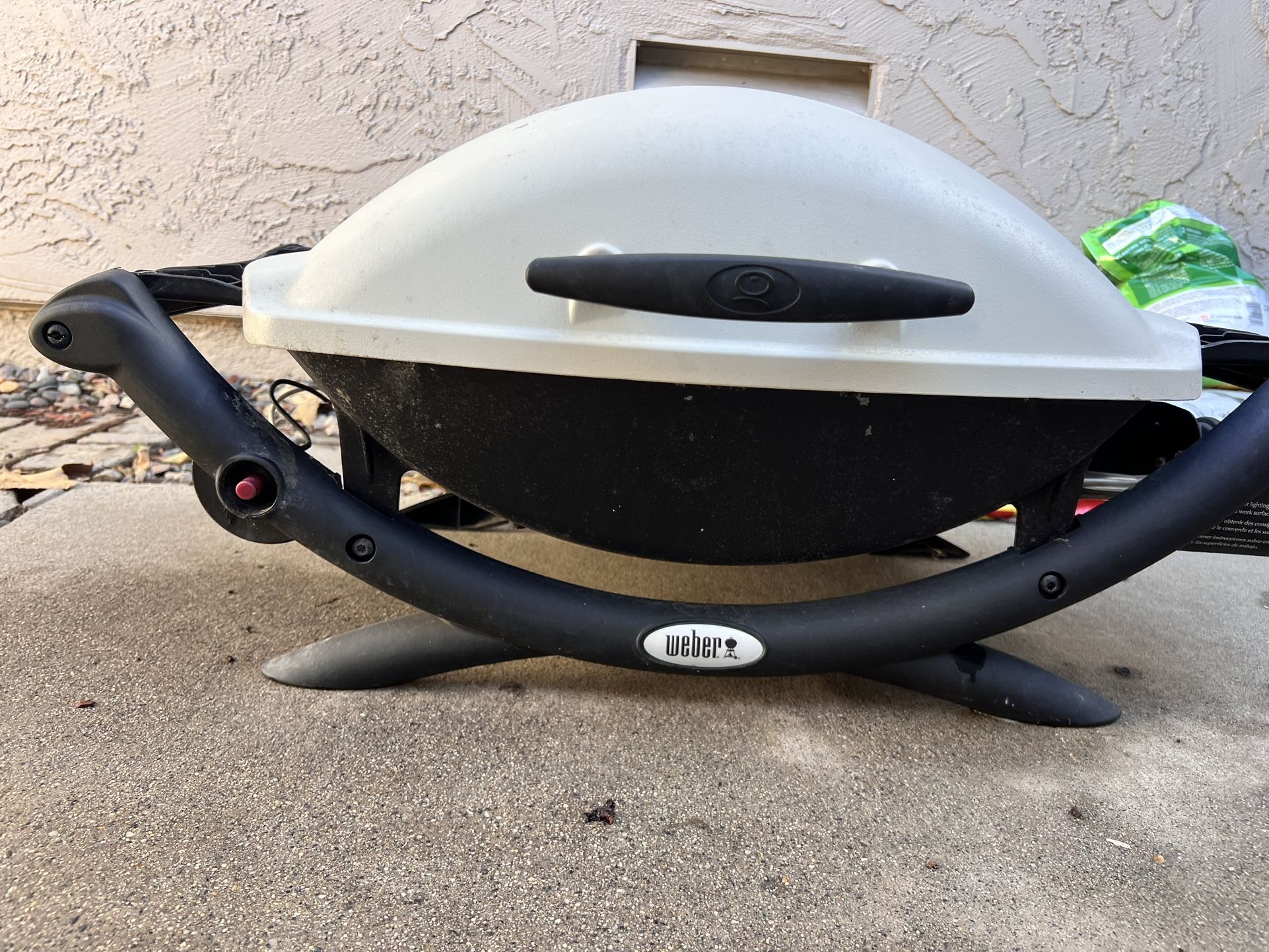 Weber Q2000 Grill for Sale in San Diego, CA - OfferUp