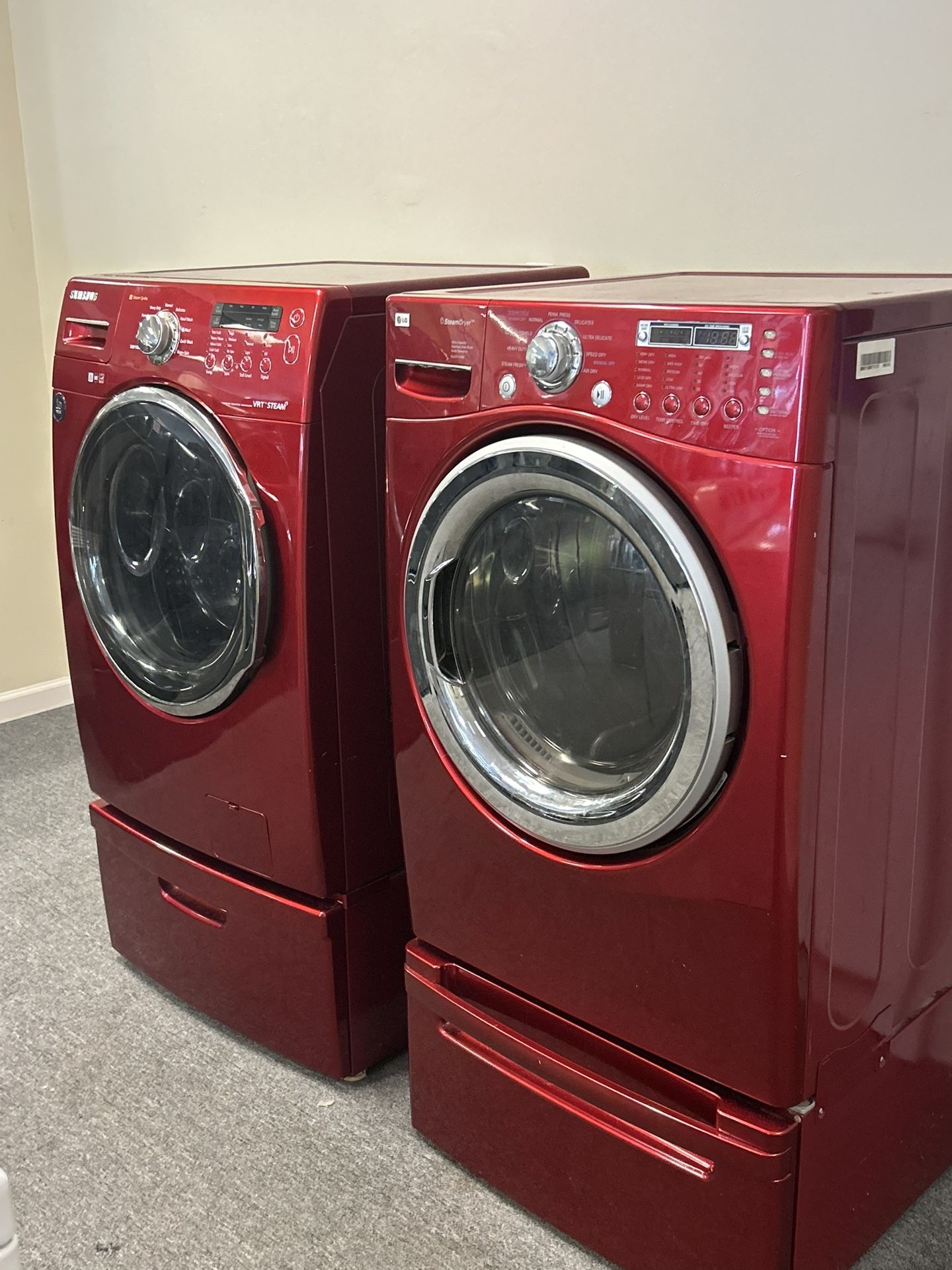 Samsung Red Front Load Set for Sale in Sugar Hill, GA - OfferUp