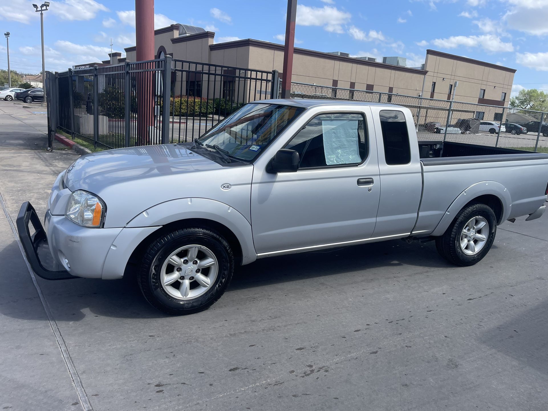 2004 Nissan Frontier For Salenull