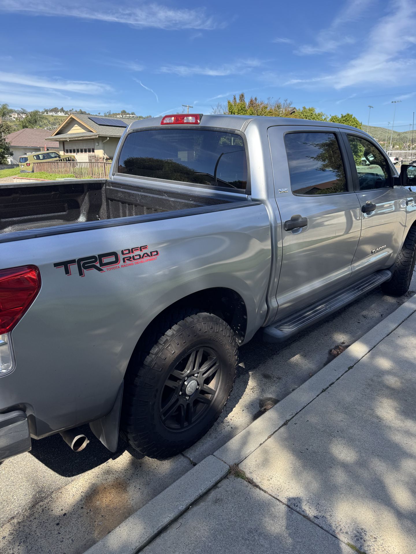 2010 Toyota SR5 crew max low miles 2wd for Sale in San Clemente, CA ...