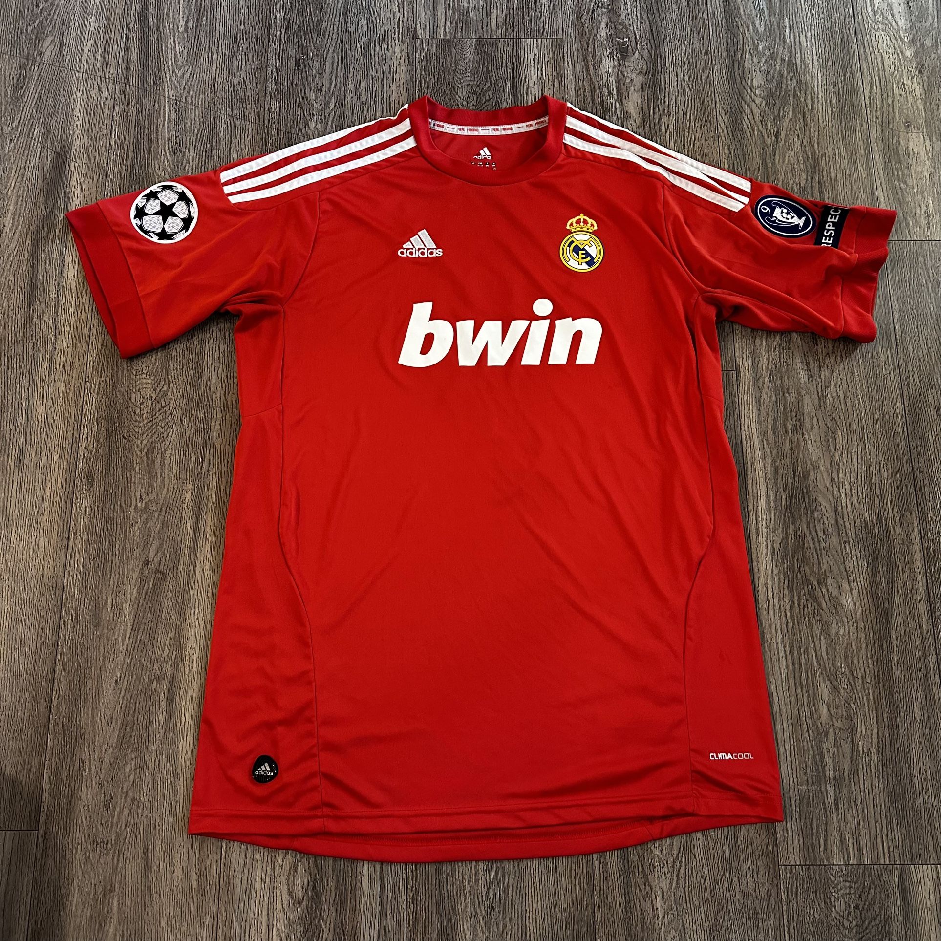 Adidas Cristiano Ronaldo Real Madrid 2011/2012 Red Champions League kit ...