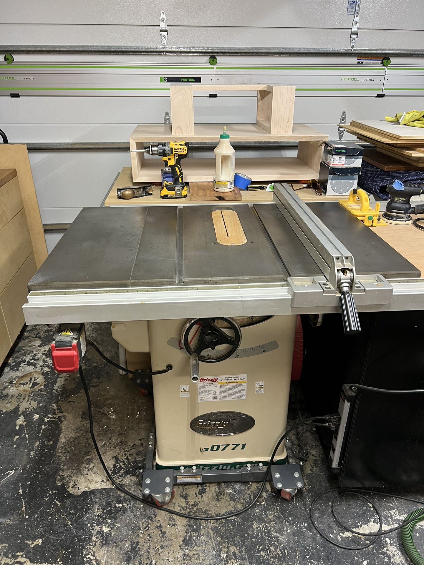 Grizzly Table Saw G0771 for Sale in Los Angeles, CA - OfferUp