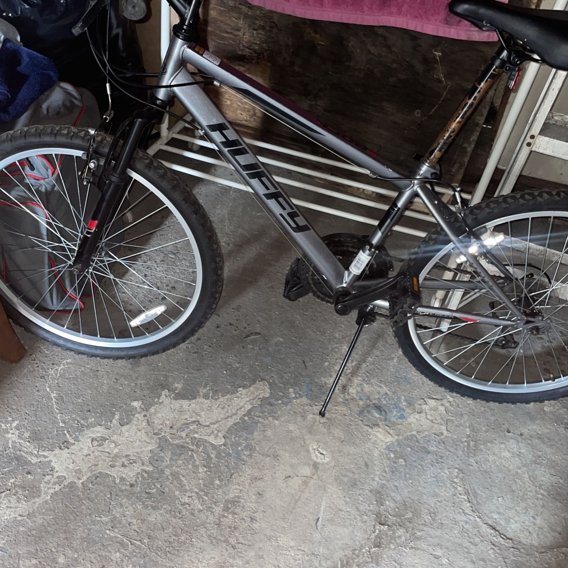 Huffy Bicycle For Men’s for Sale in Garden Grove, CA - OfferUp