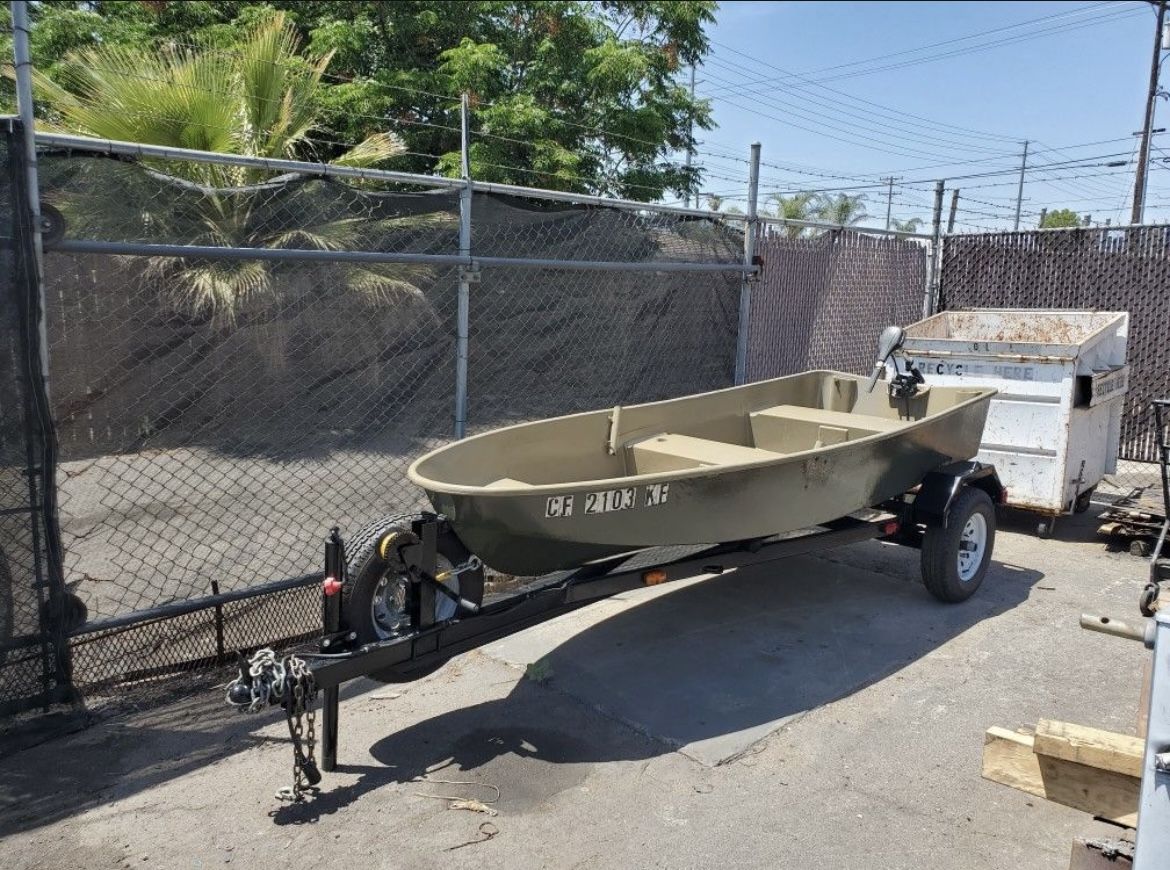 Sears Fiber Glass Jon Boat 12ft And Trailer for Sale in Fontana, CA ...