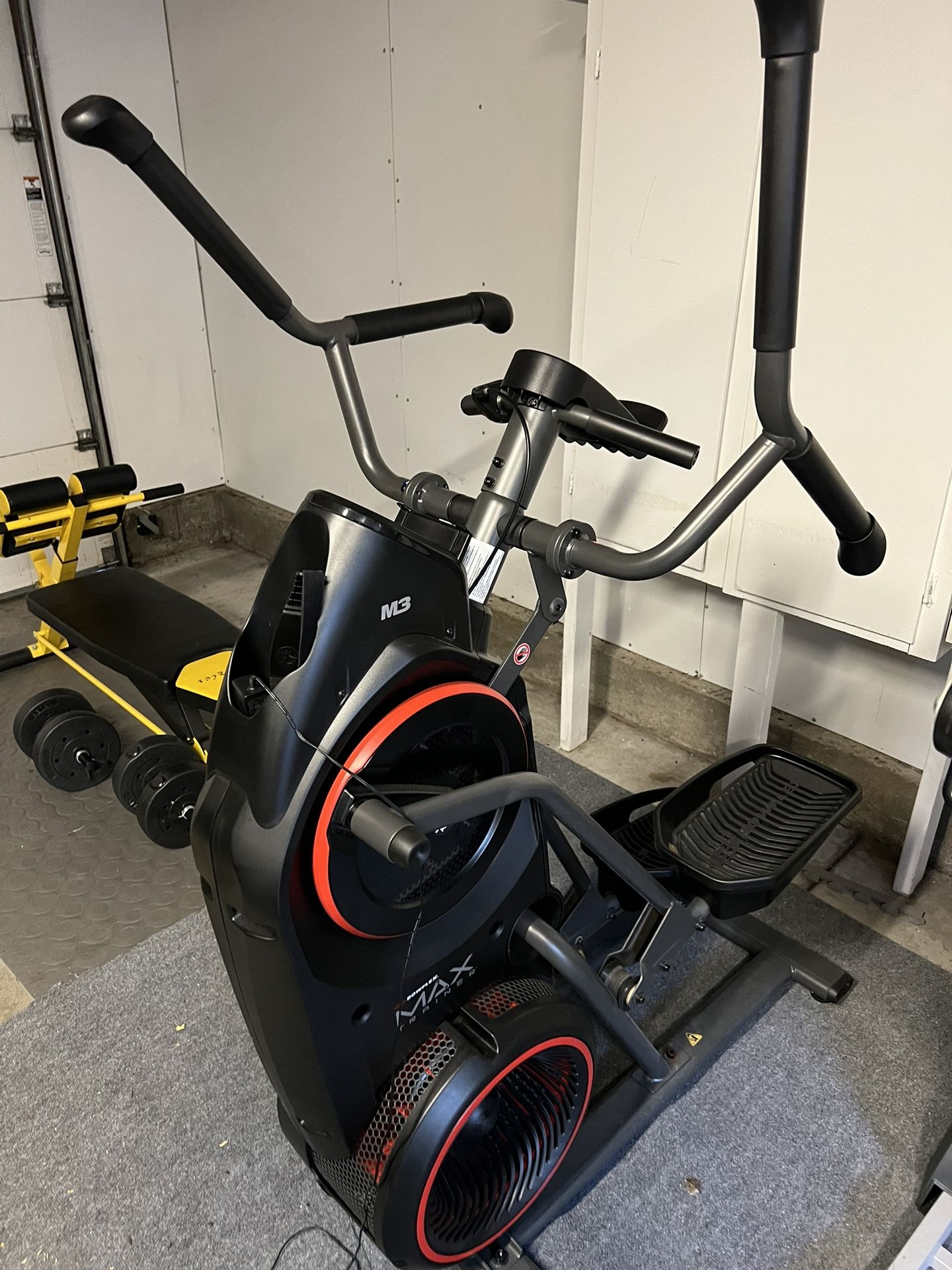 Elliptical Machines Bowflex Max Trainer BowFlex Max Trainer Series ...