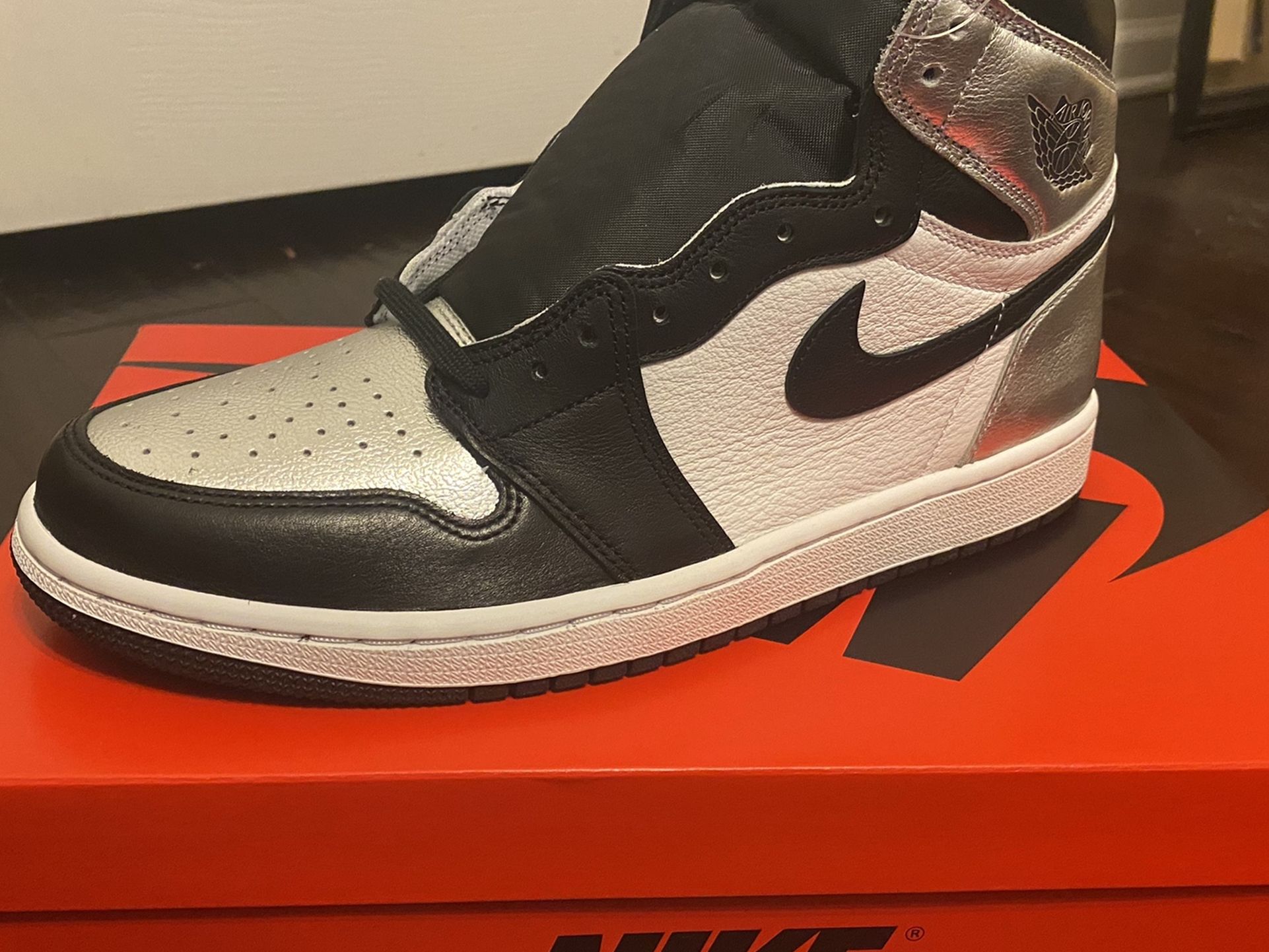 Jordan 1 Silver Toe for Sale in Dunwoody, GA - OfferUp