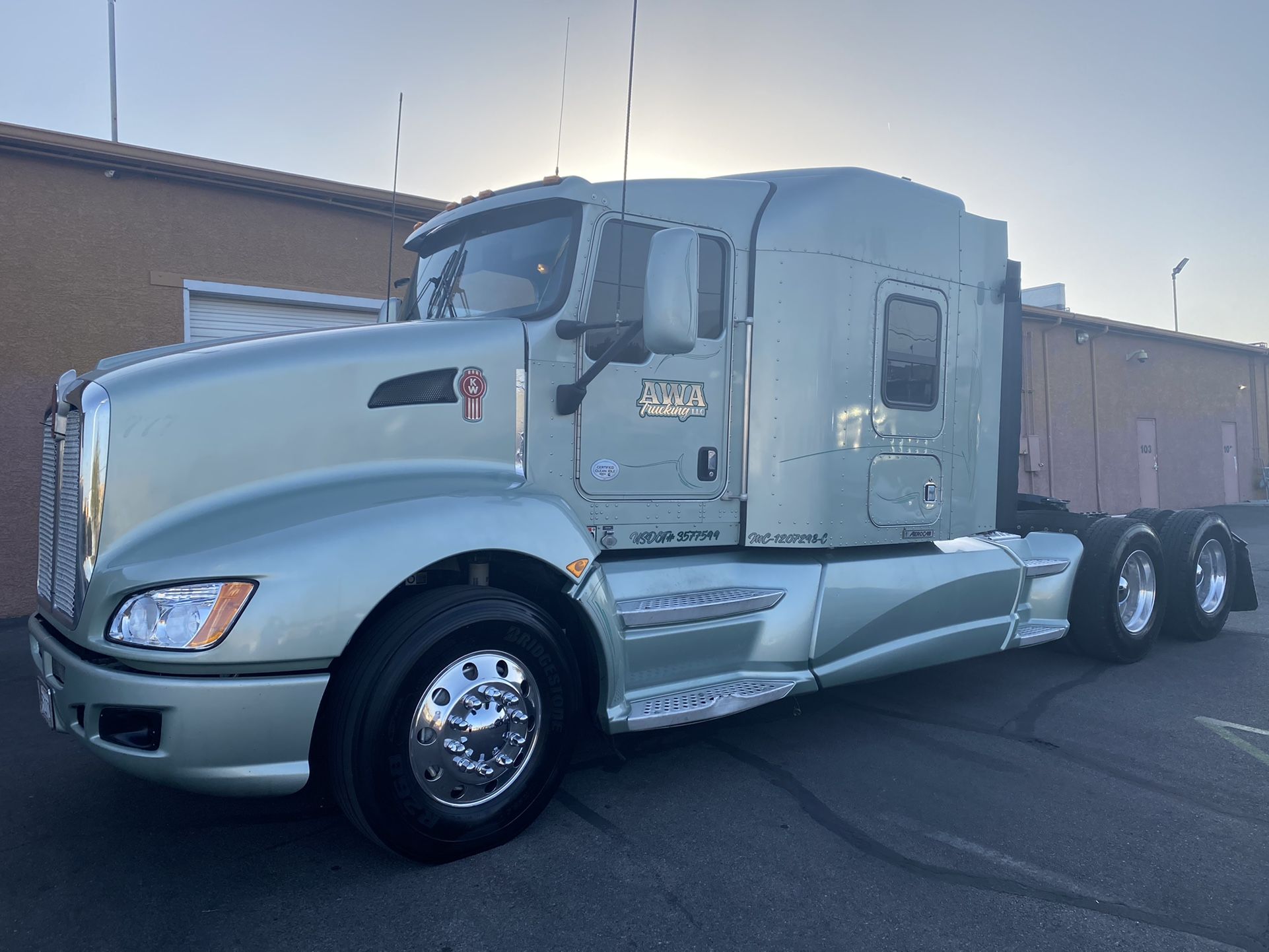 2010 kenworth T660 for Sale in Las Vegas, NV - OfferUp