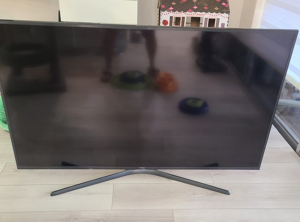 Samsung 60" Smart TV for Sale in Miami, FL - OfferUp