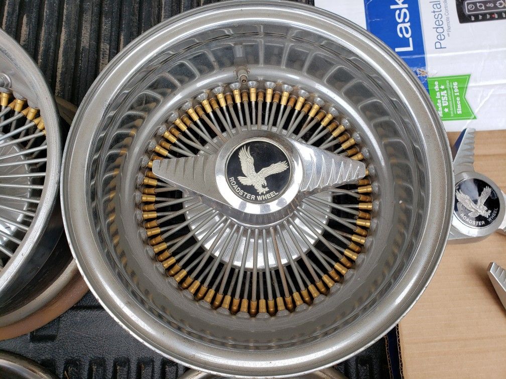 13x7 Roadster Roadstar Wire Wheels 80 spokes Lowrider for Sale in San ...