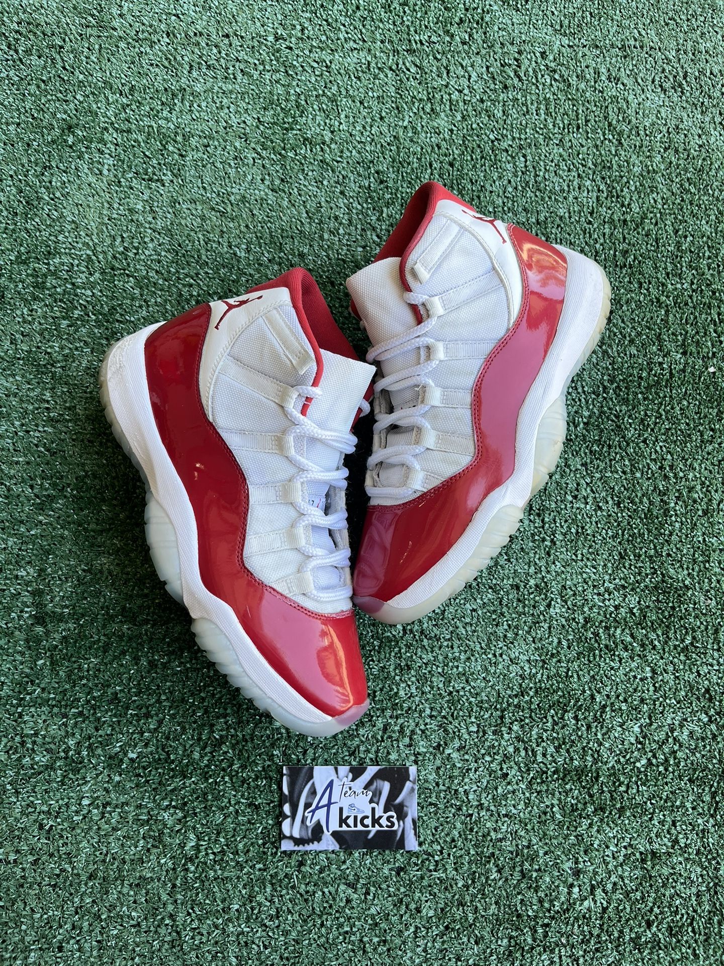 Jordan 11 Cherry size 9.5m for Sale in Stockton, CA - OfferUp