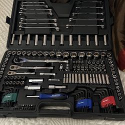 Duralast Tool Set Brand New for Sale in Las Vegas NV OfferUp