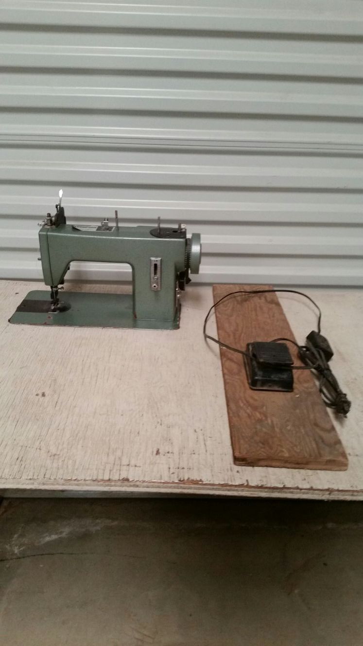 Thompson Mini Walking Foot Sewing Machine Model PW-201 for Sale in ...