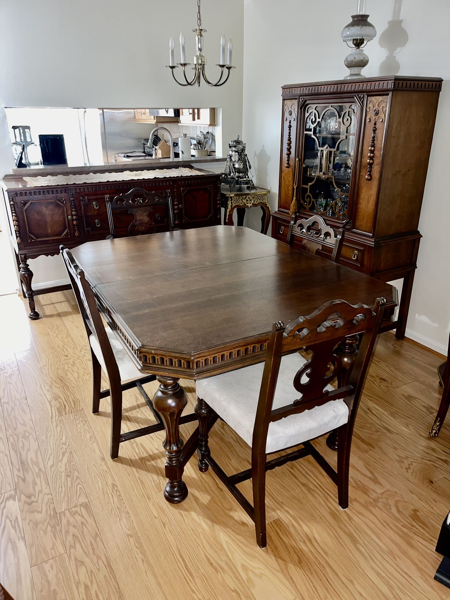 1930 s Dining Room Set for Sale in Alexandria VA OfferUp