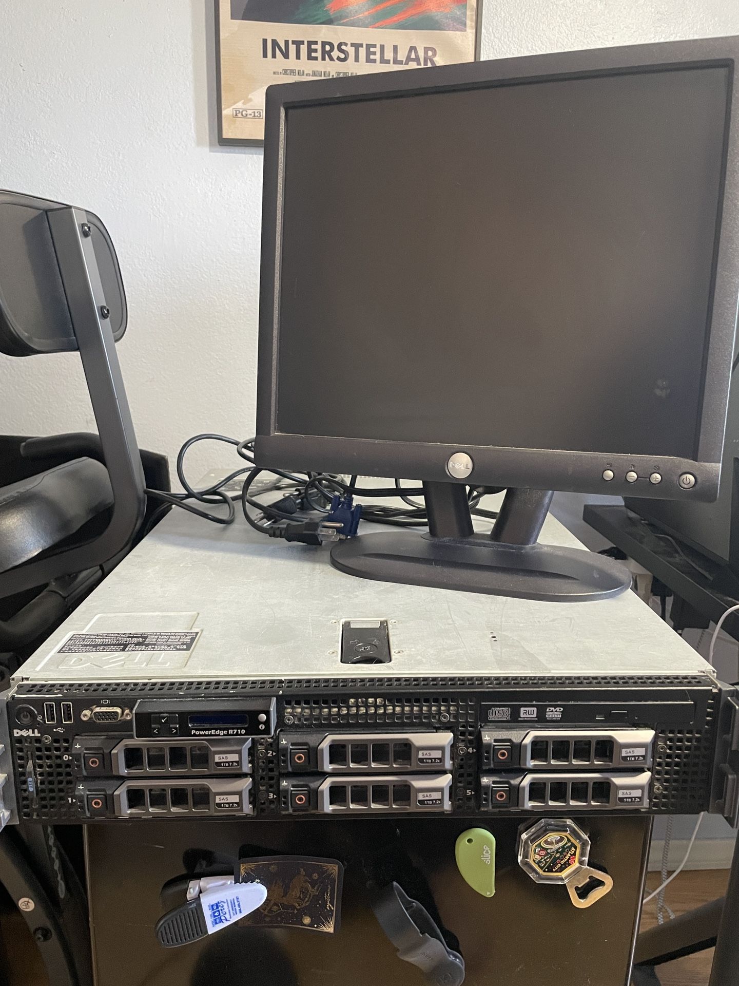Dell R710 Server w/ 2x X5675, 32GB RAM, 11.7TB, H700 RAID, Monitor ...