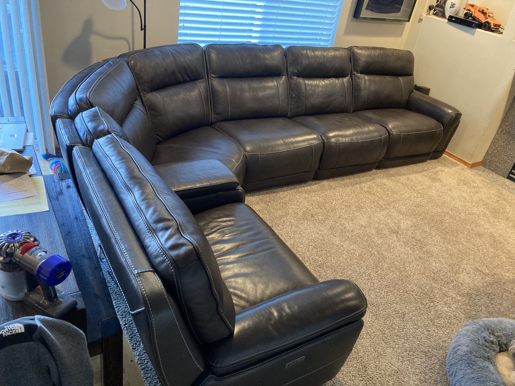 Summerbridge 6 Piece Sectional Leather Sofa with Power Recliners USB for Sale in Everett WA OfferUp