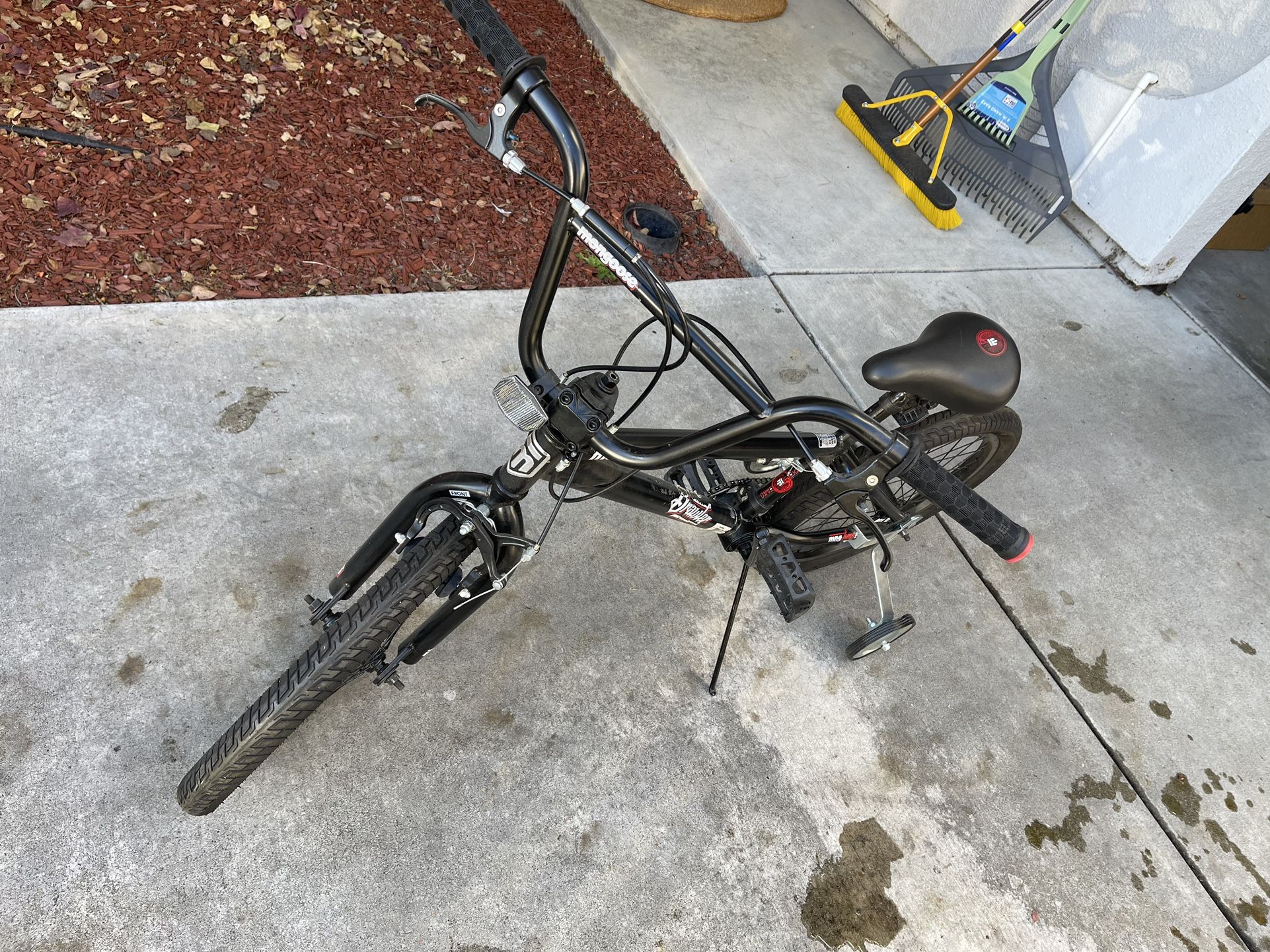 Mongoose Brawler Bike Black 20 Inch for Sale in Sacramento, CA - OfferUp