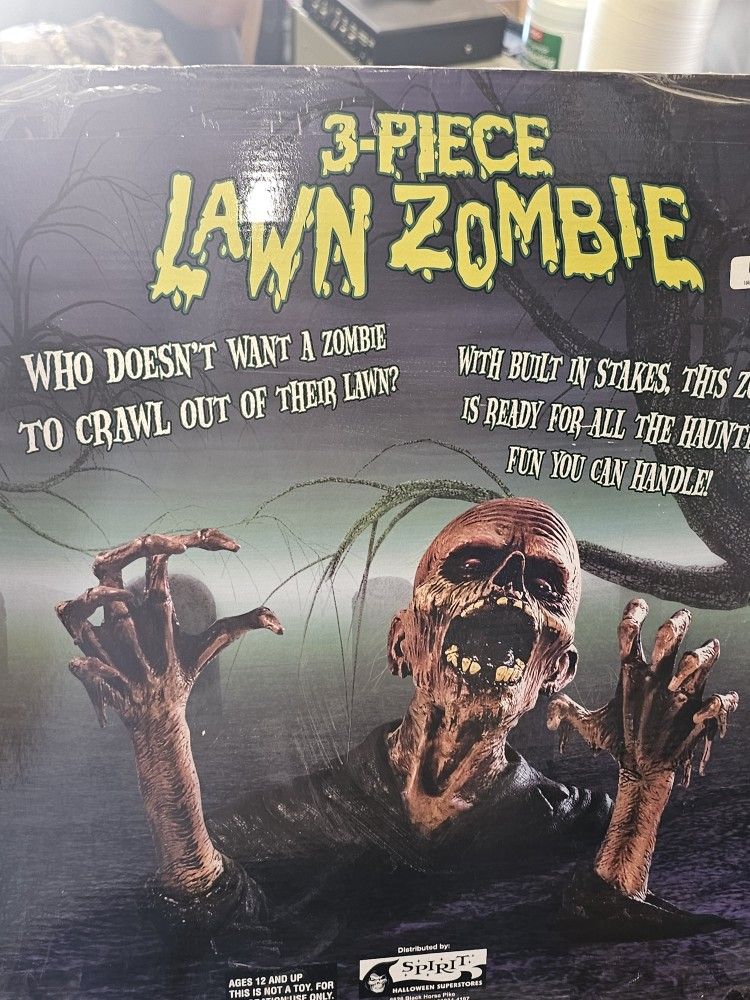 Spirit Halloween Latex Lawn Zombie Prop with Box Ground Breaker 3 Piece ...