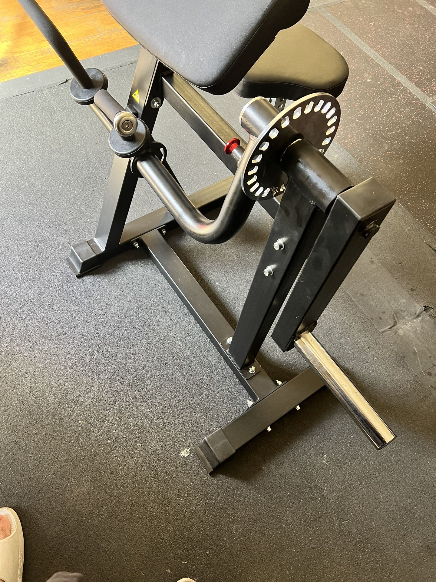 Commercial Preacher Curl/ Triceps Machine for Sale in Irvine, CA - OfferUp