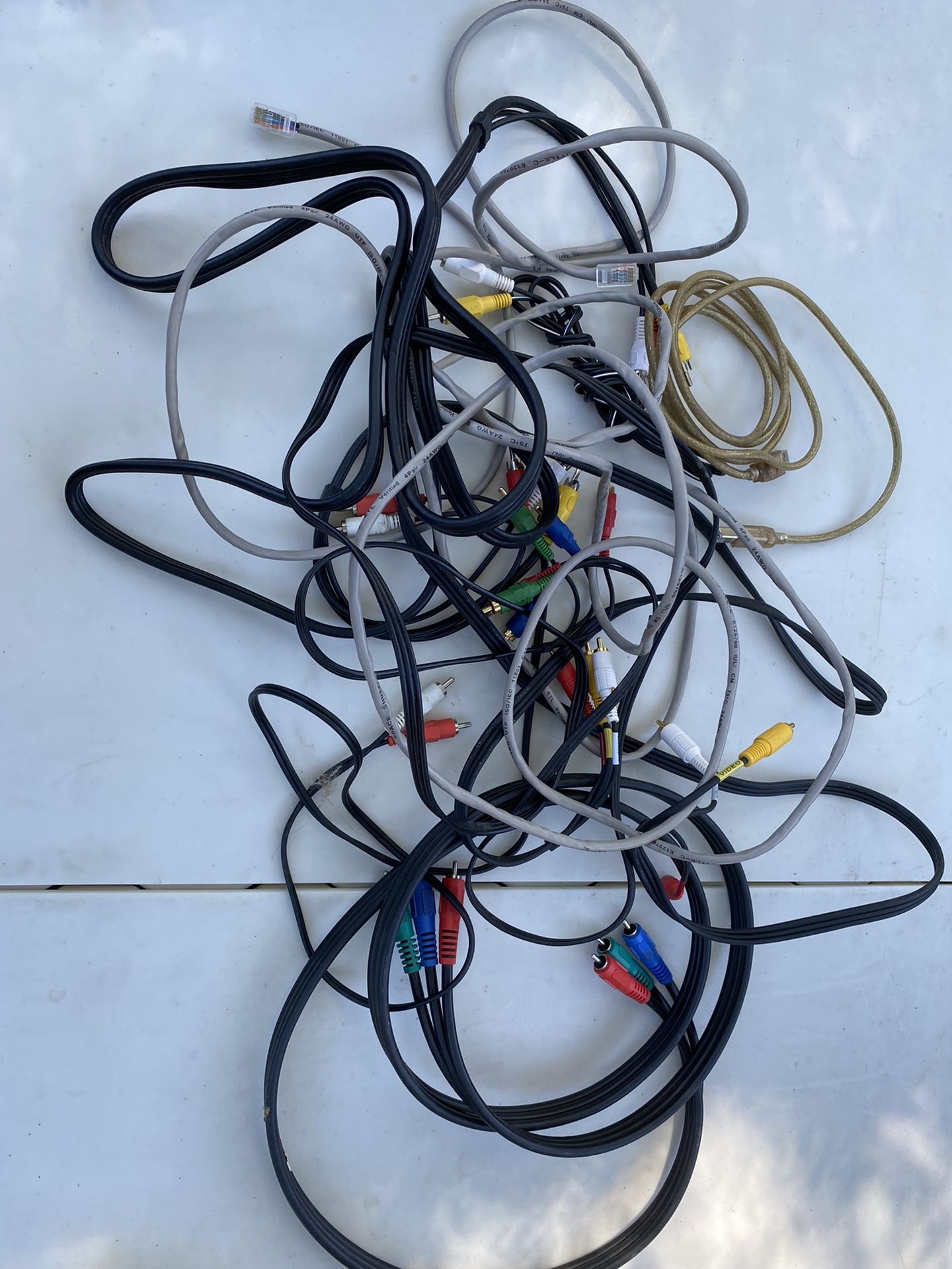 Cables - Assorted For Electronics for Sale in Miami, FL - OfferUp