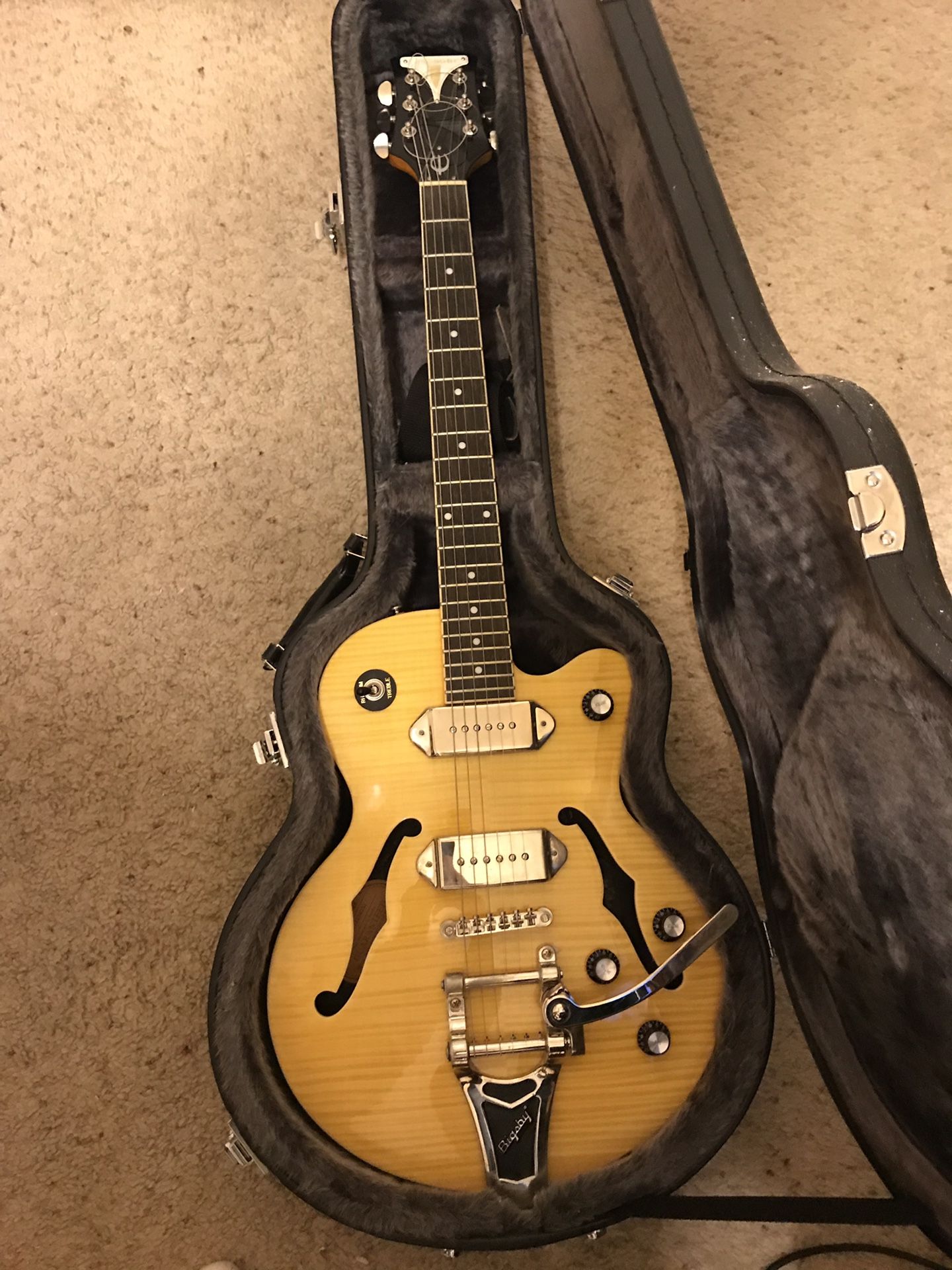 Epiphone Wildcat for Sale in Phoenix, AZ - OfferUp
