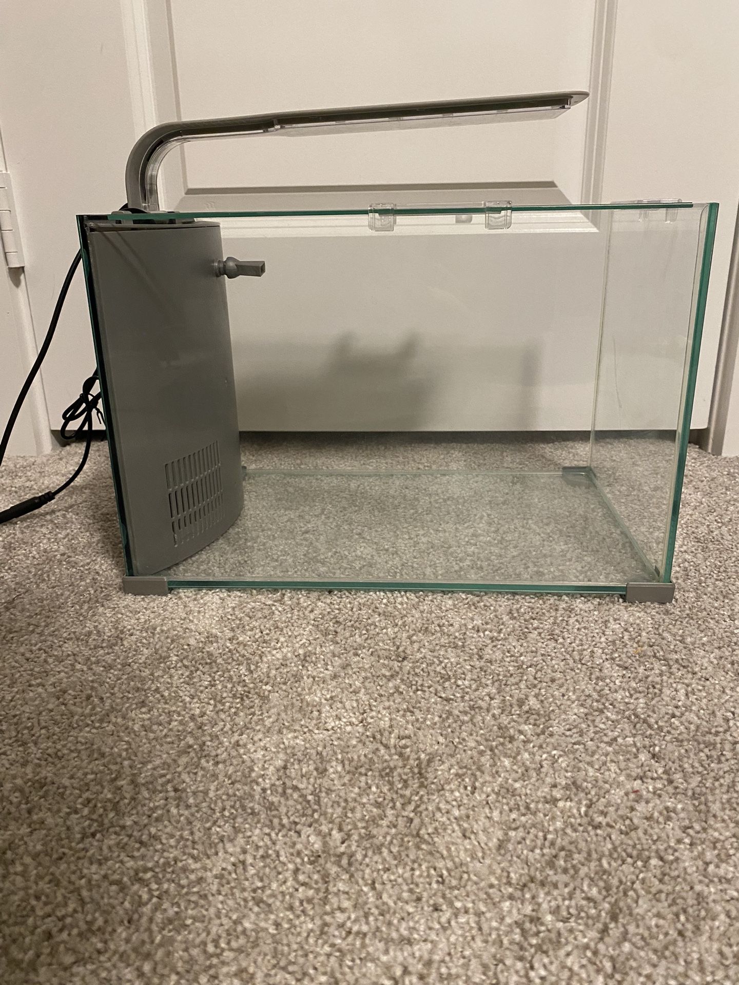 5 gallon Top Fin fish tank for Sale in Waxahachie, TX - OfferUp