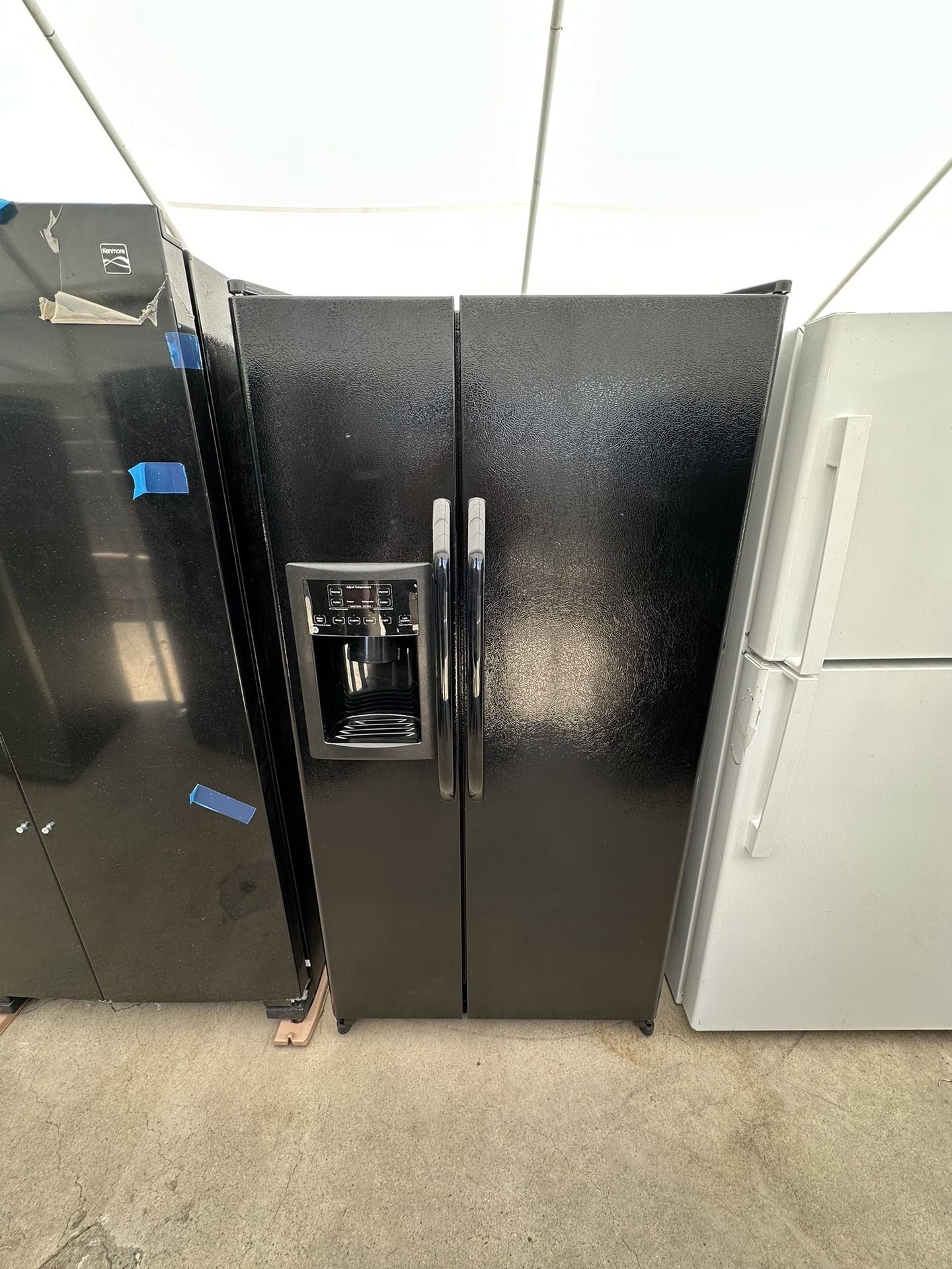 33W General Electric Refrigerator for Sale in Tucson, AZ - OfferUp