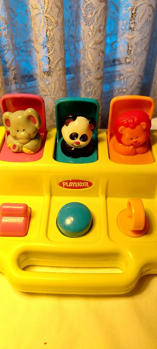 Playskool Busy Poppin Pals