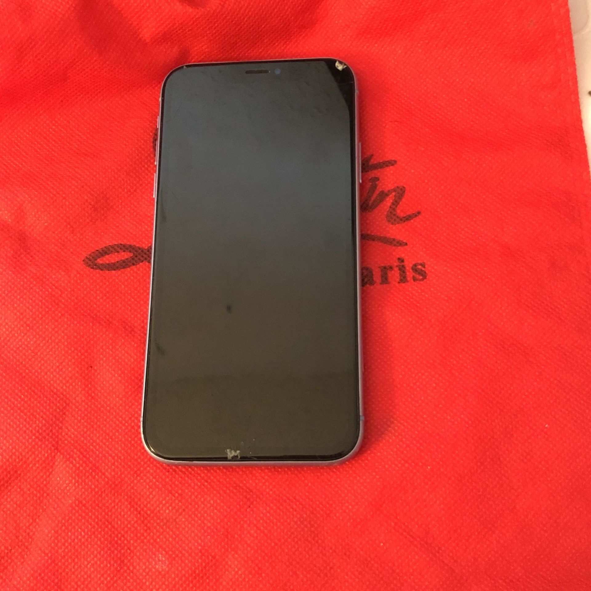 iPhone XR (blue) for Sale in Fresno, CA - OfferUp