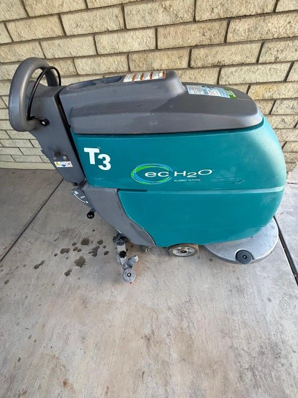 Tennant T3 Autoscrubber 20 Inch Scrubber for Sale in Tempe, AZ - OfferUp