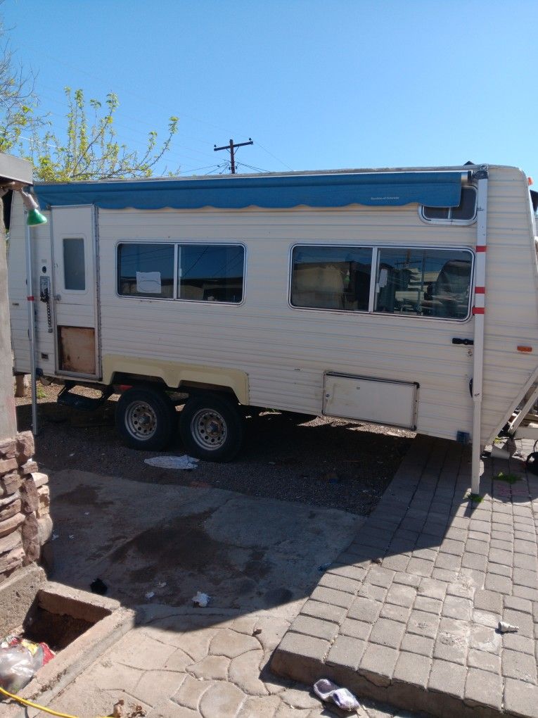 Cheap 500 For Cheap Rv. for Sale in Phoenix, AZ - OfferUp