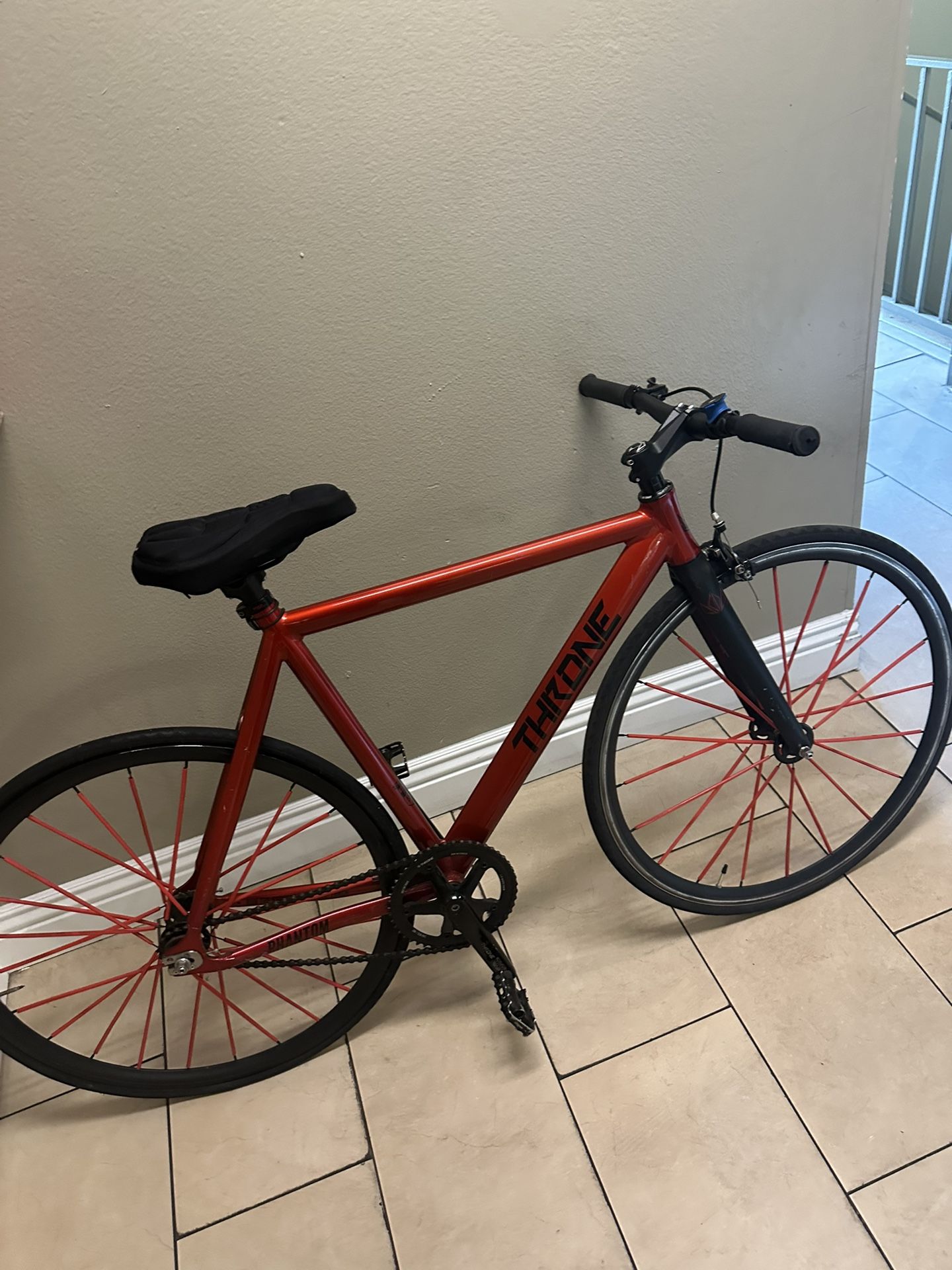 Throne Fixie Bike 55cm for Sale in Los Angeles, CA - OfferUp