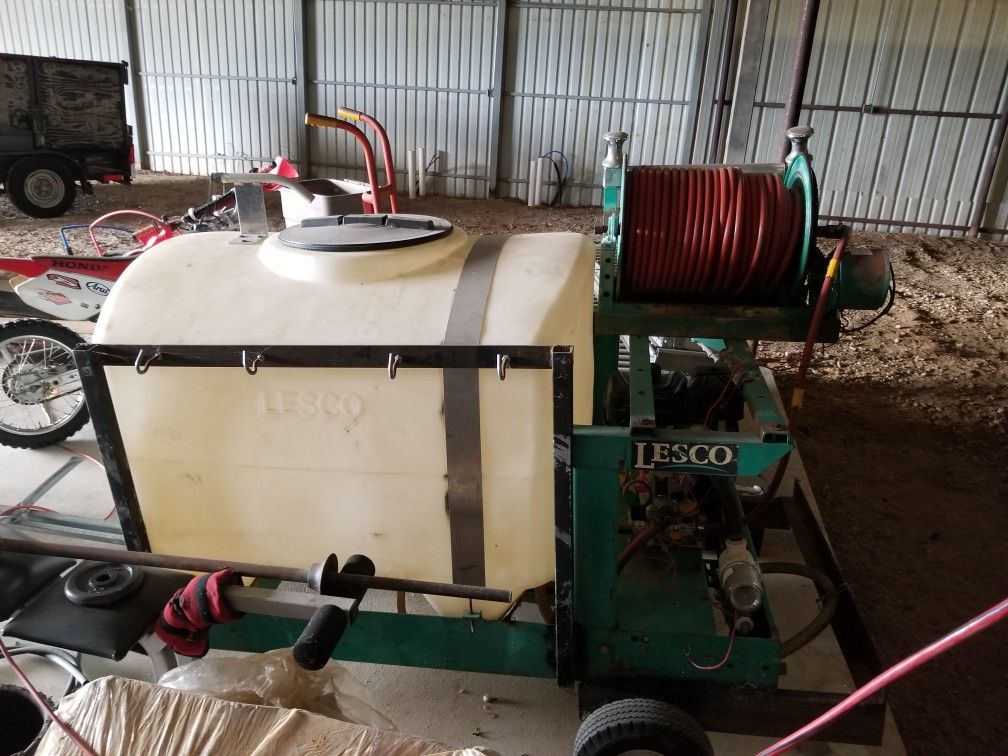 Lesco 200 gal skid Sprayer for Sale in Sanctuary, TX - OfferUp