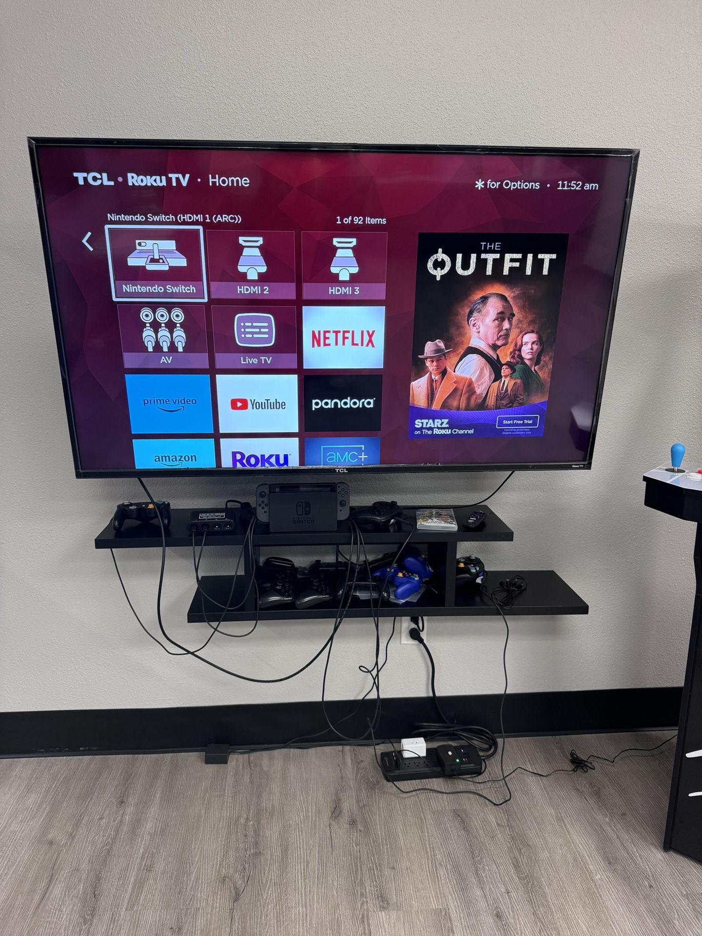 55-Inch 4K Ultra HD Roku Smart LED TV w/Wall Mount for Sale in Anaheim ...