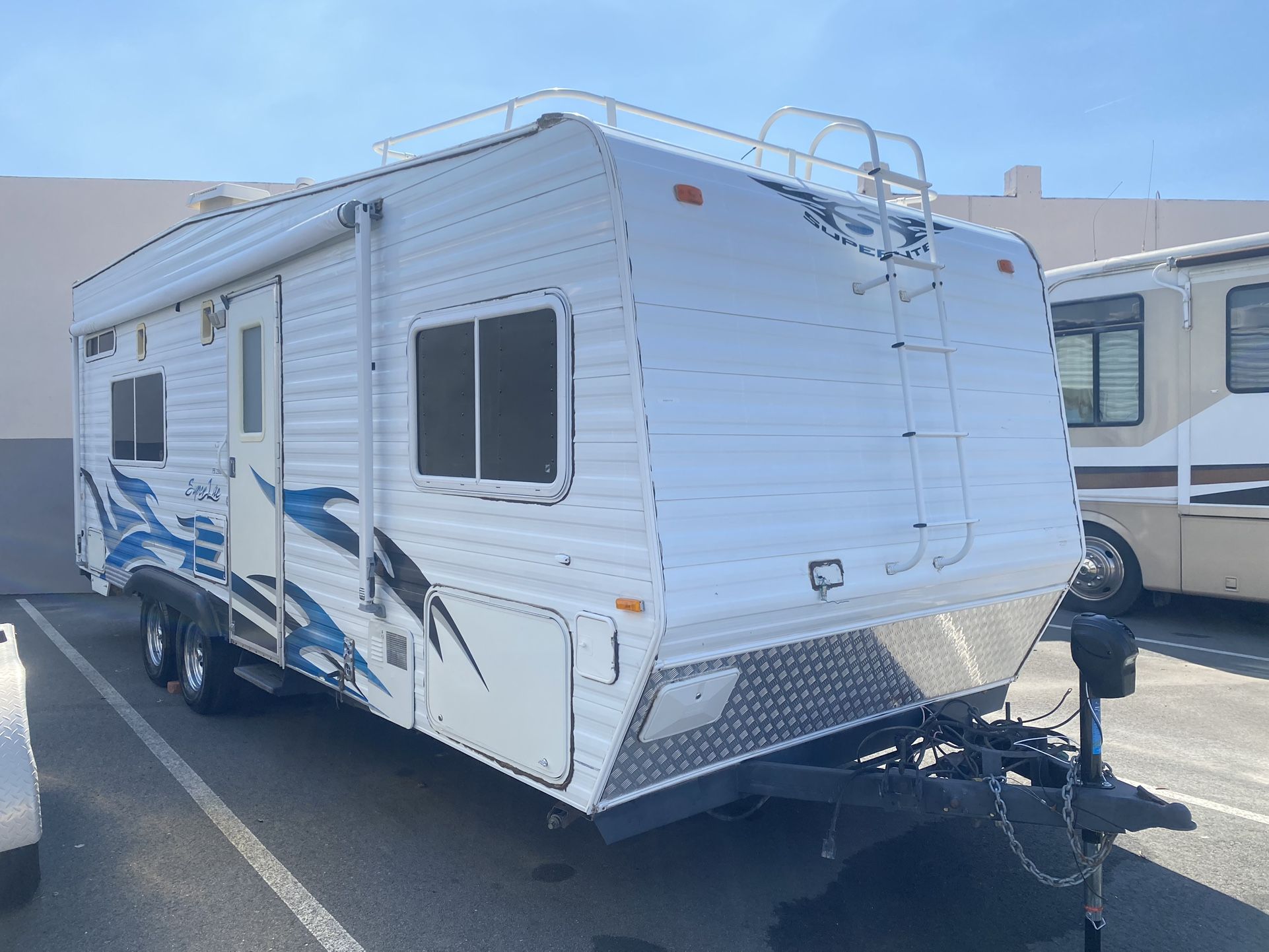 2006 rv trailer toy hauler for Sale in Rancho Cucamonga, CA - OfferUp
