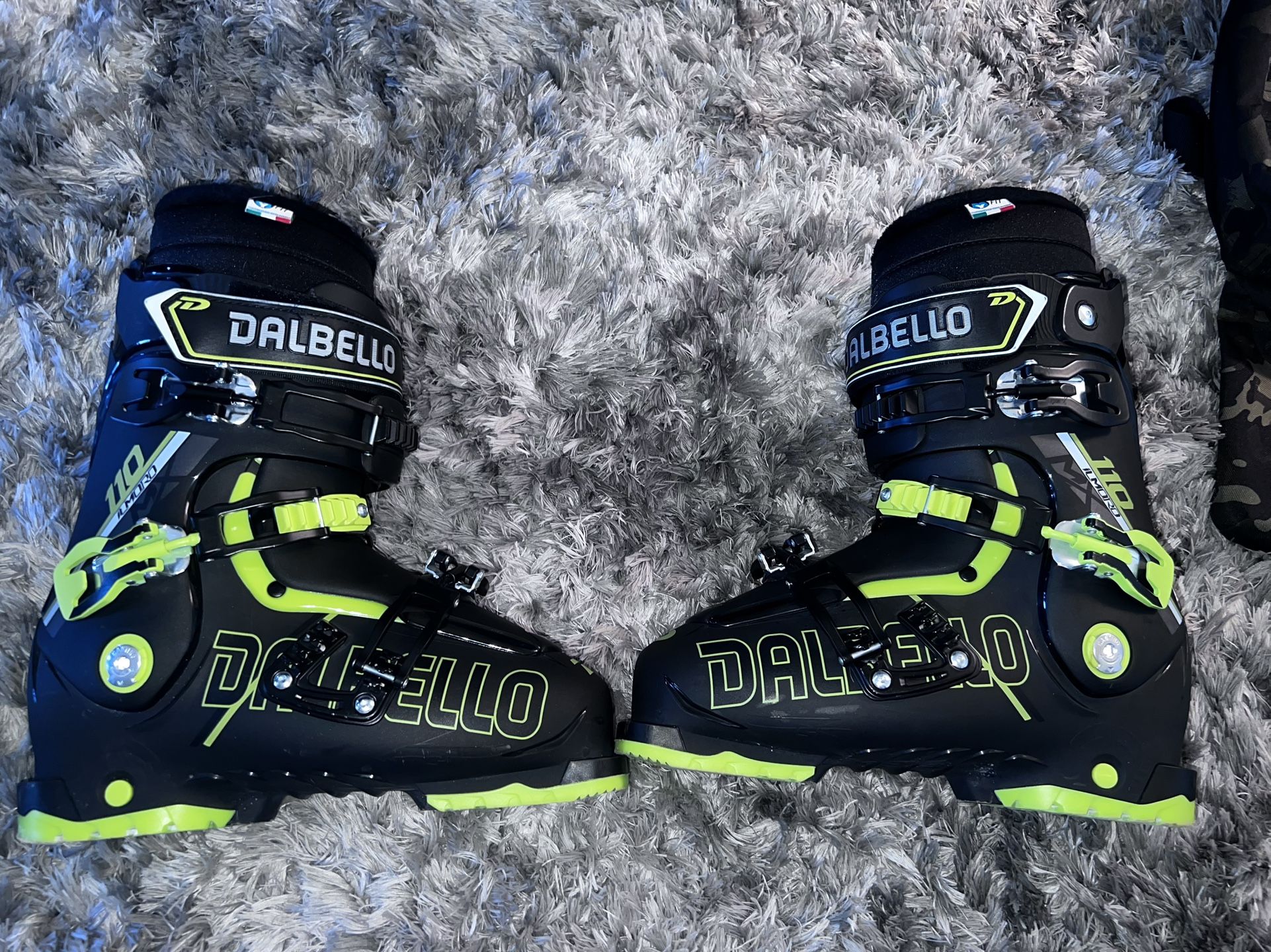 DALBELLO IL MORO MX 110 SKI BOOTS MEN'S 26.5 L / MM308 for Sale in ...