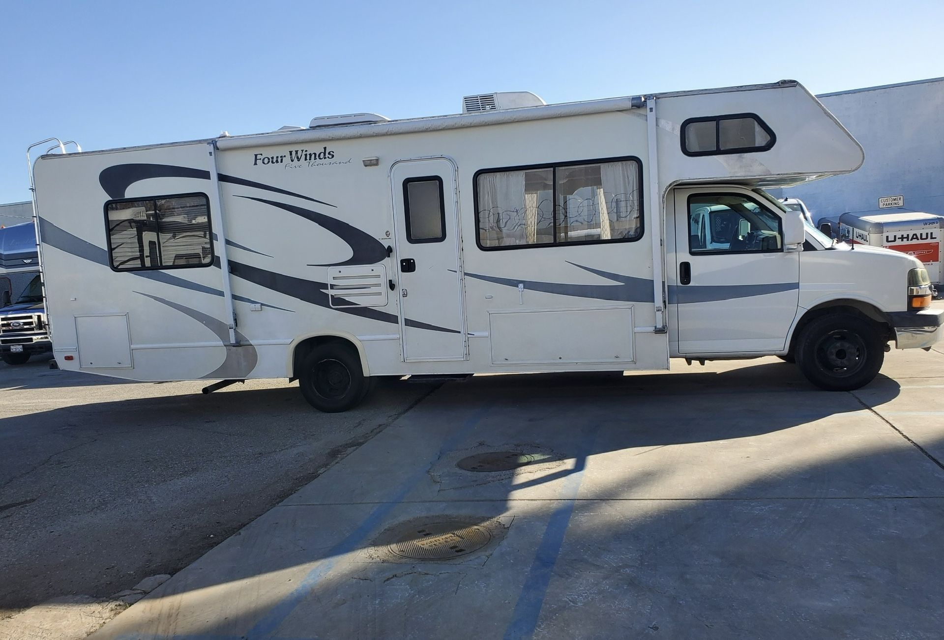Chevy RV Motorhome 28’ for Sale in Chino, CA - OfferUp