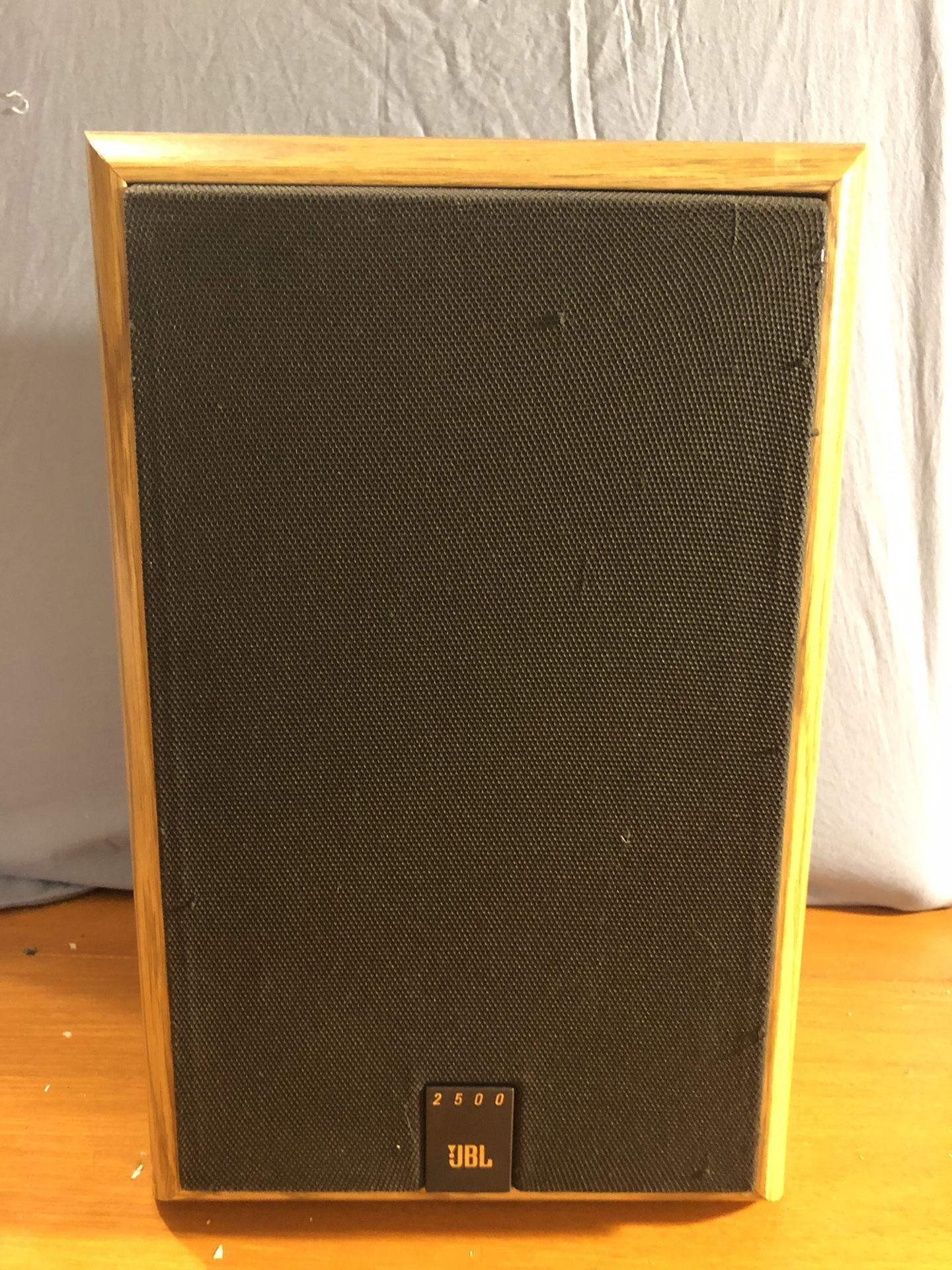 JBL 2500 Bookshelf Speaker for Sale in Evergreen, CO - OfferUp