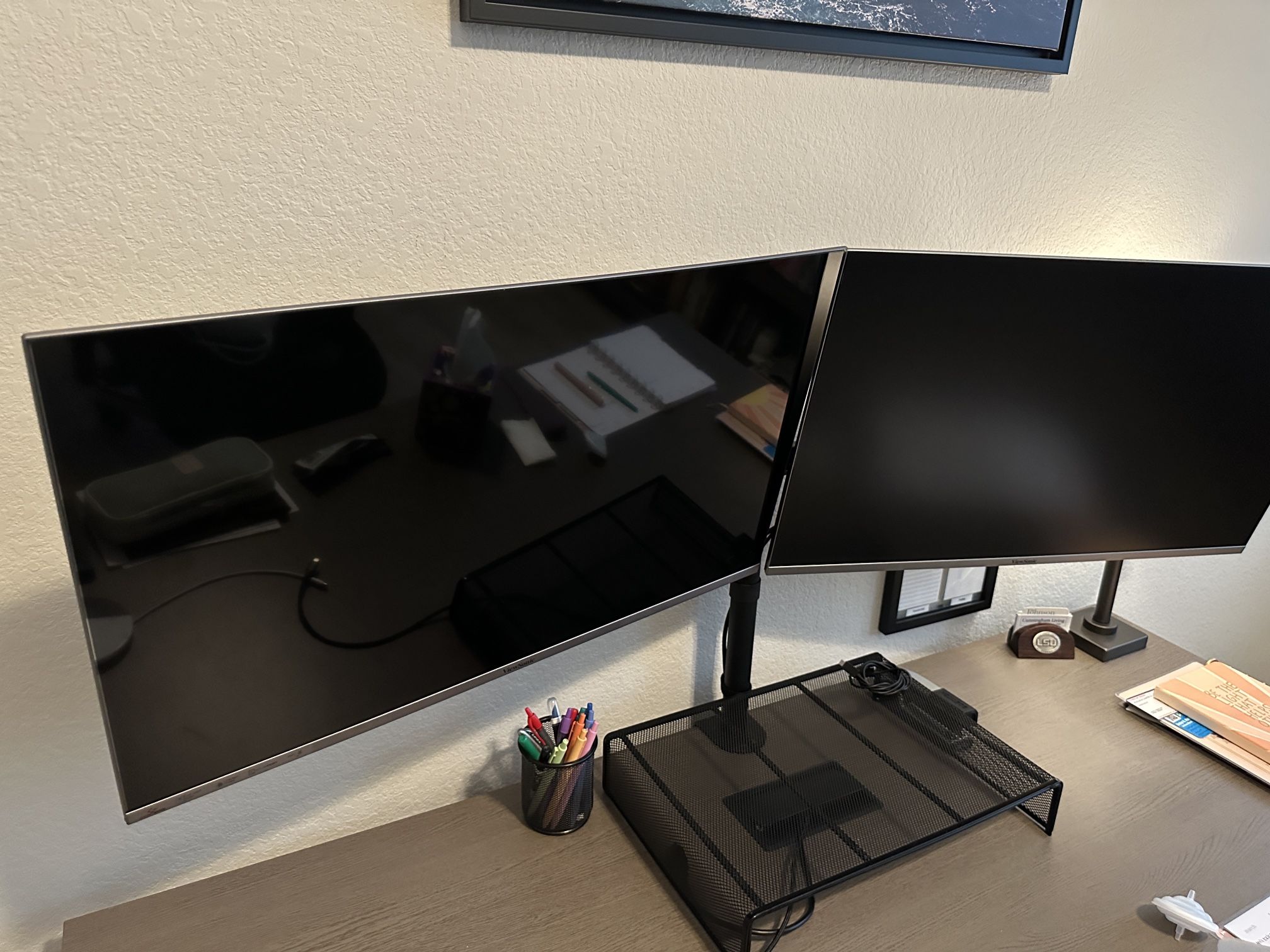 (2) 32” 1440p Monitors & Stand for Sale in Conroe, TX - OfferUp