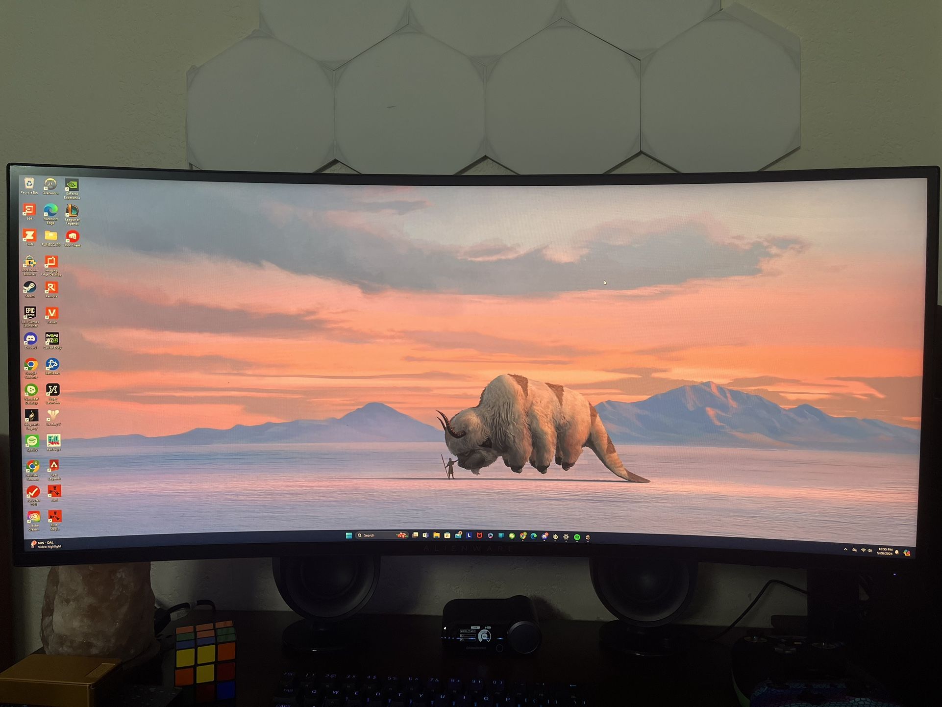 alienware aw3418dw curved gaming monitor for Sale in San Antonio, TX ...