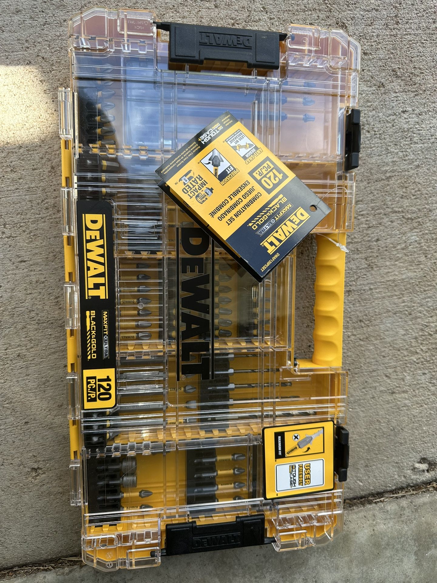 Dewalt Drill And Driving Set for Sale in Riverside, CA - OfferUp
