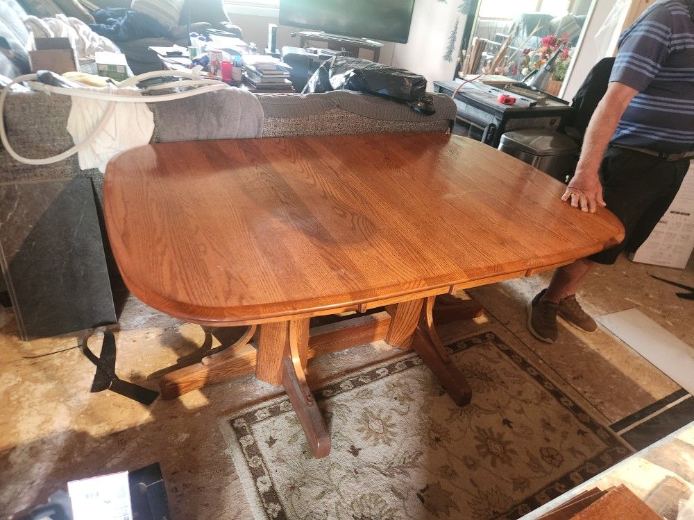 Oak Kitchen Table for Sale in Standish, MI - OfferUp