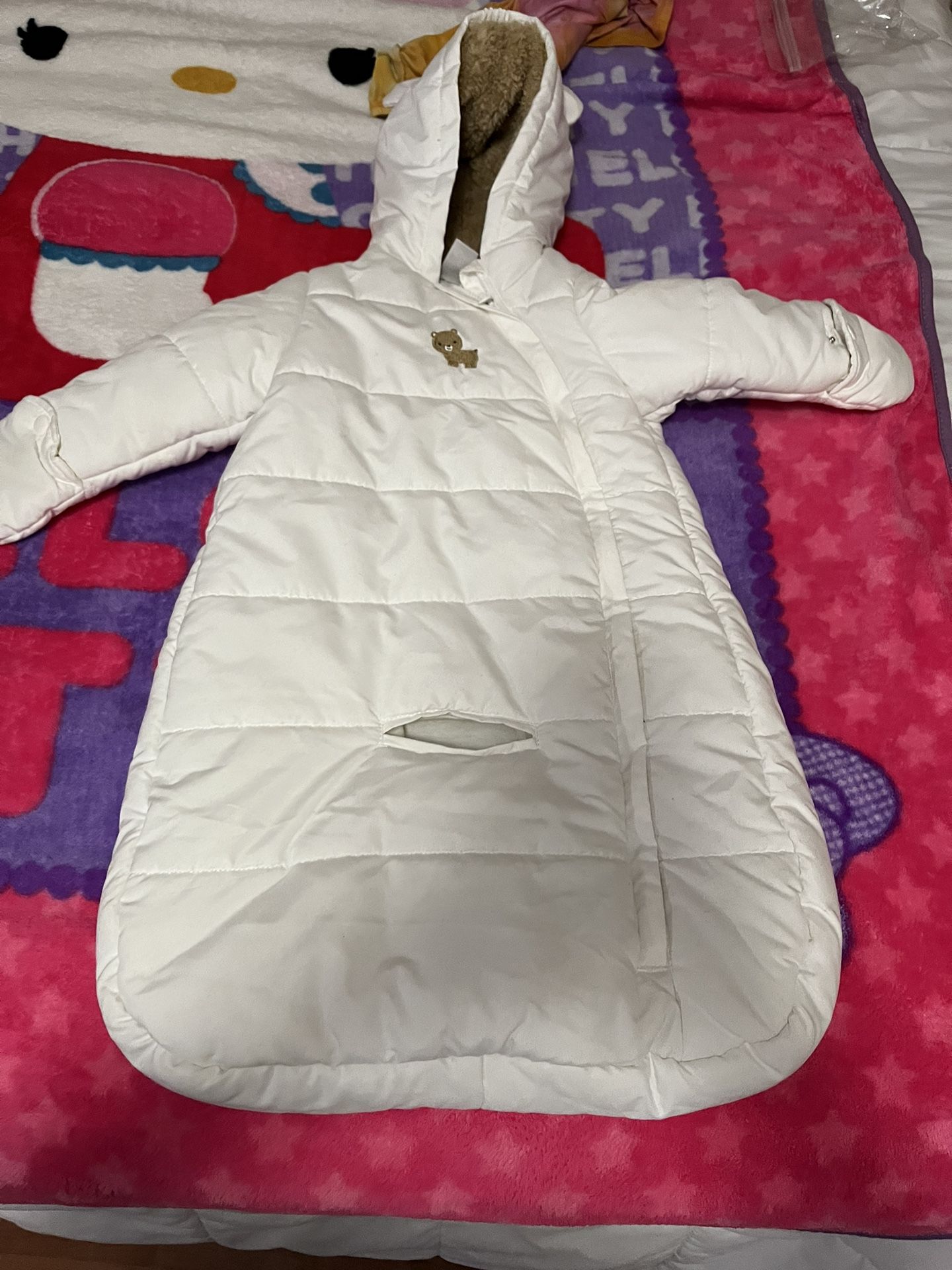 Car seat Jacket For Winter for Sale in El Paso, TX - OfferUp