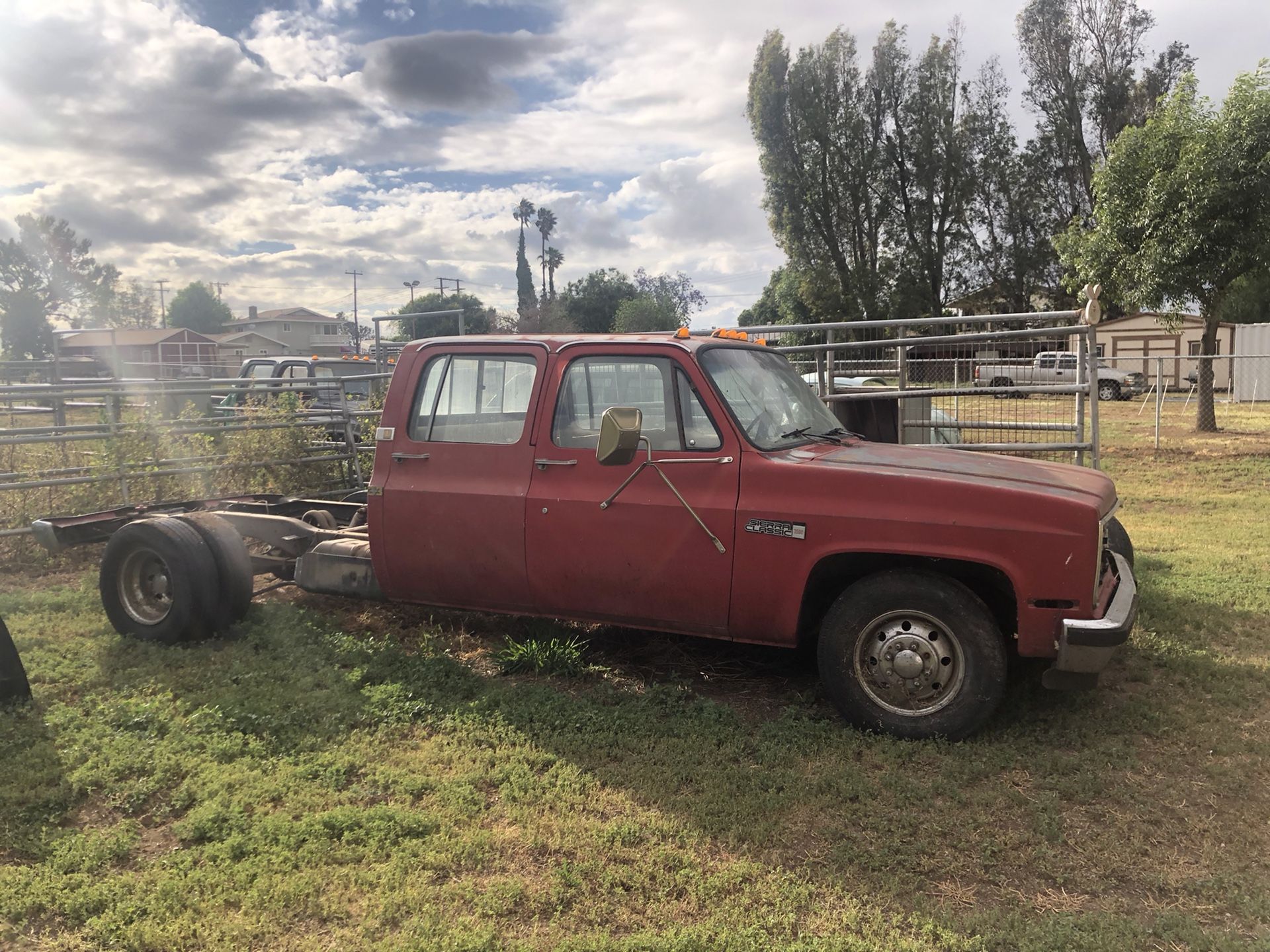 1988 GMC R3500 for Sale in Riverside, CA - OfferUp