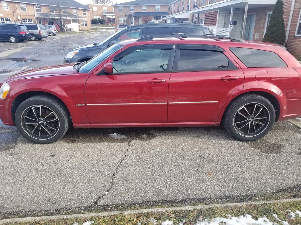2006 Dodge Magnum for Sale in Broadview Heights, OH - OfferUp