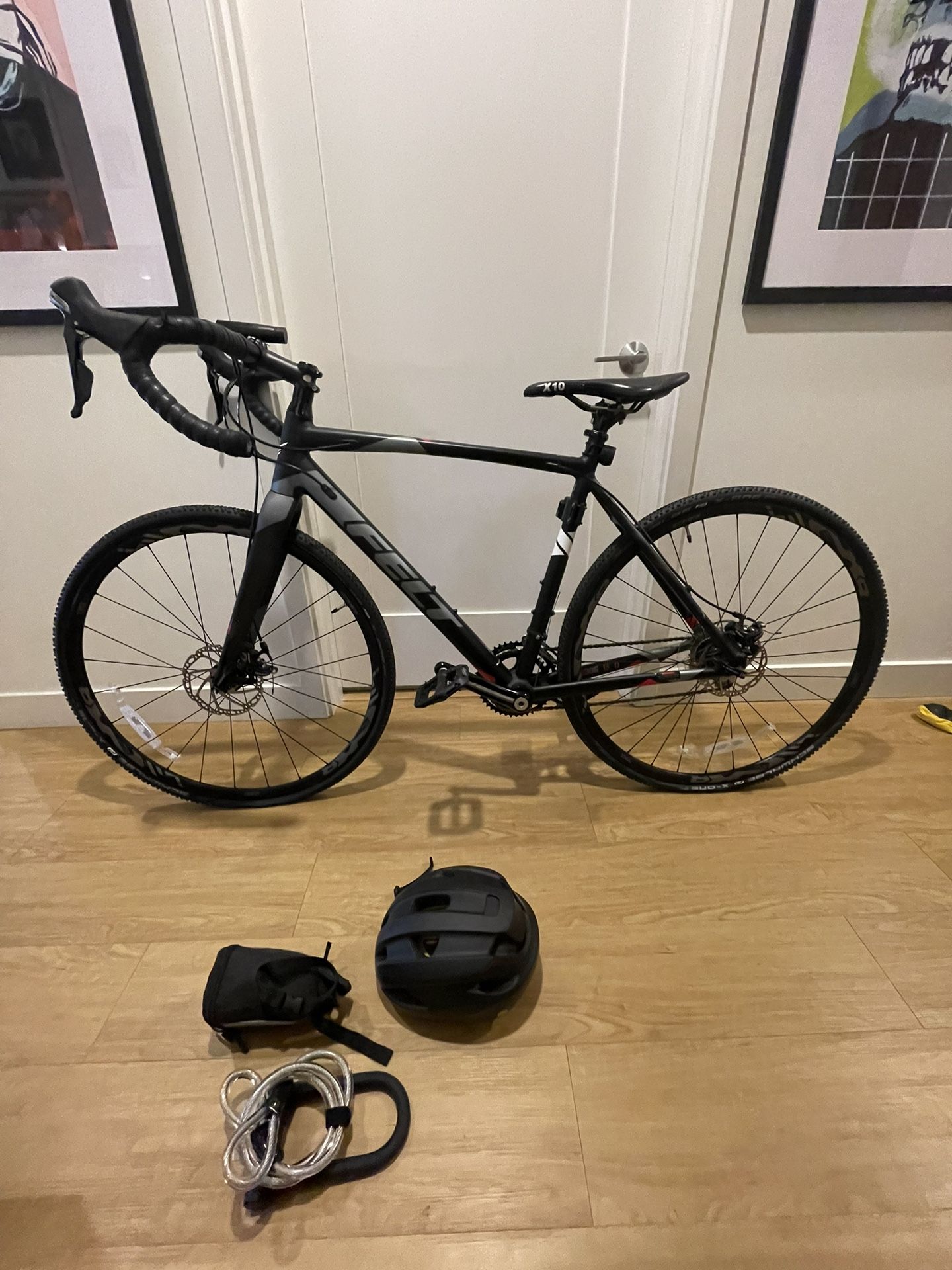 Felt F65X Cyclocross Bike (Road, Mountain, Gravel, Commute Bicycle) for Sale in Seattle, WA ...